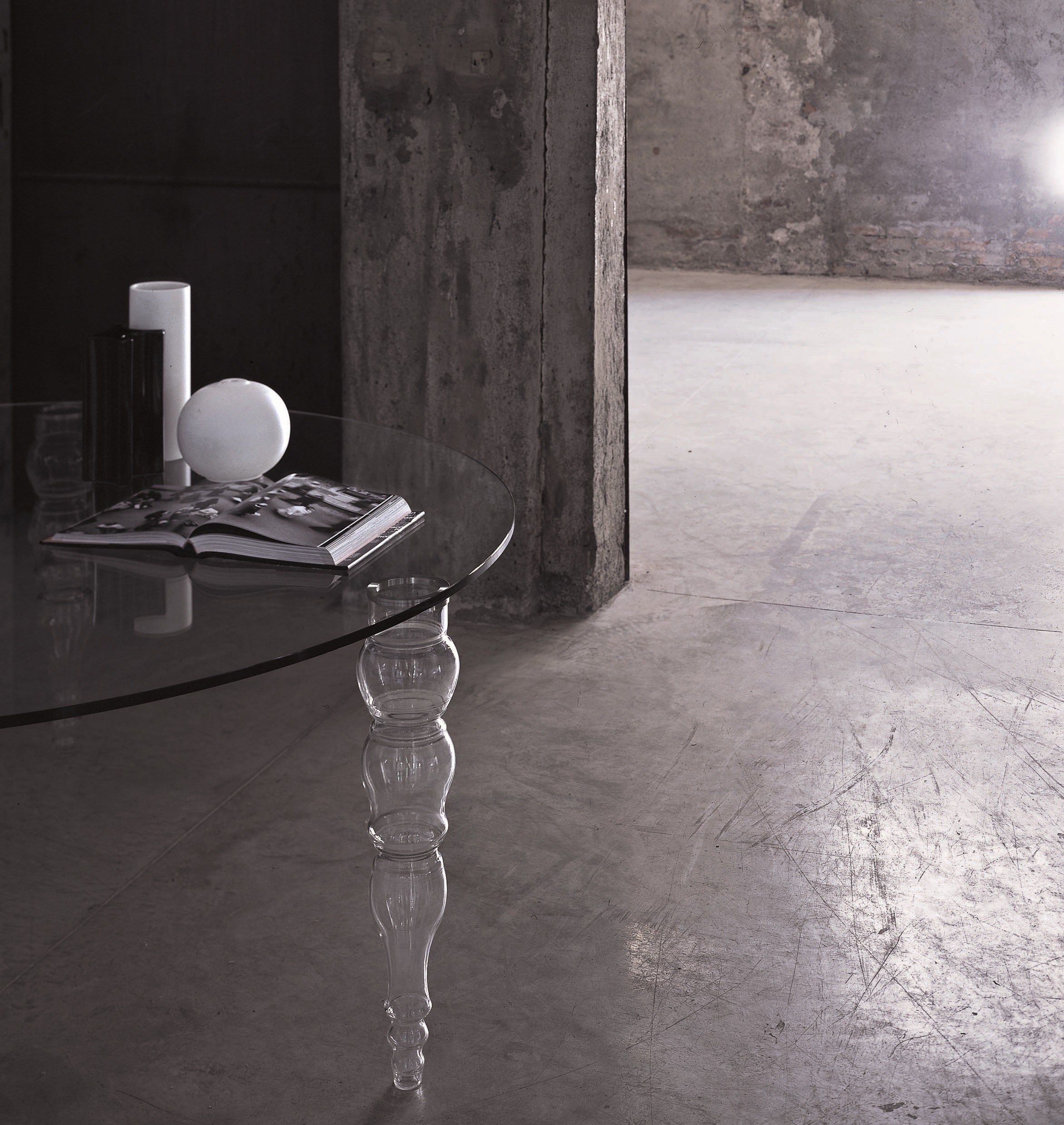 POST MODERN | Table By Glas Italia design Piero Lissoni