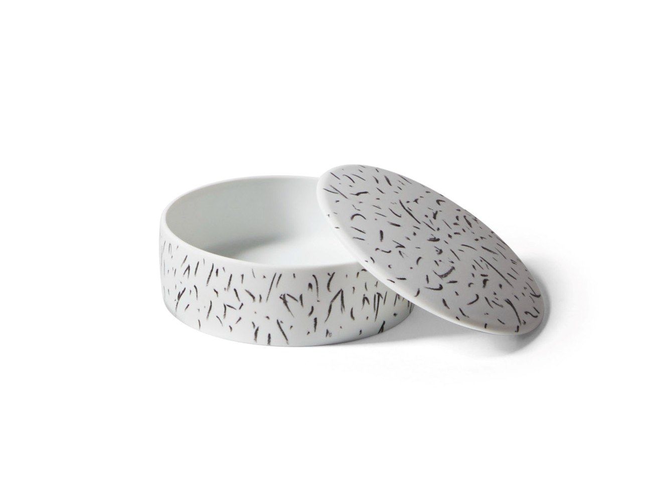 POST SCRIPTUM Porcelain storage box By Cassina | design Formafantasma