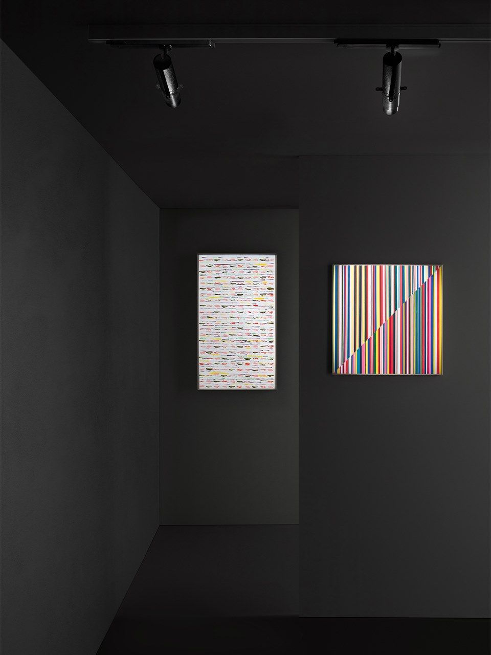 POUND LED powder coated aluminium track-Light By Linea Light Group