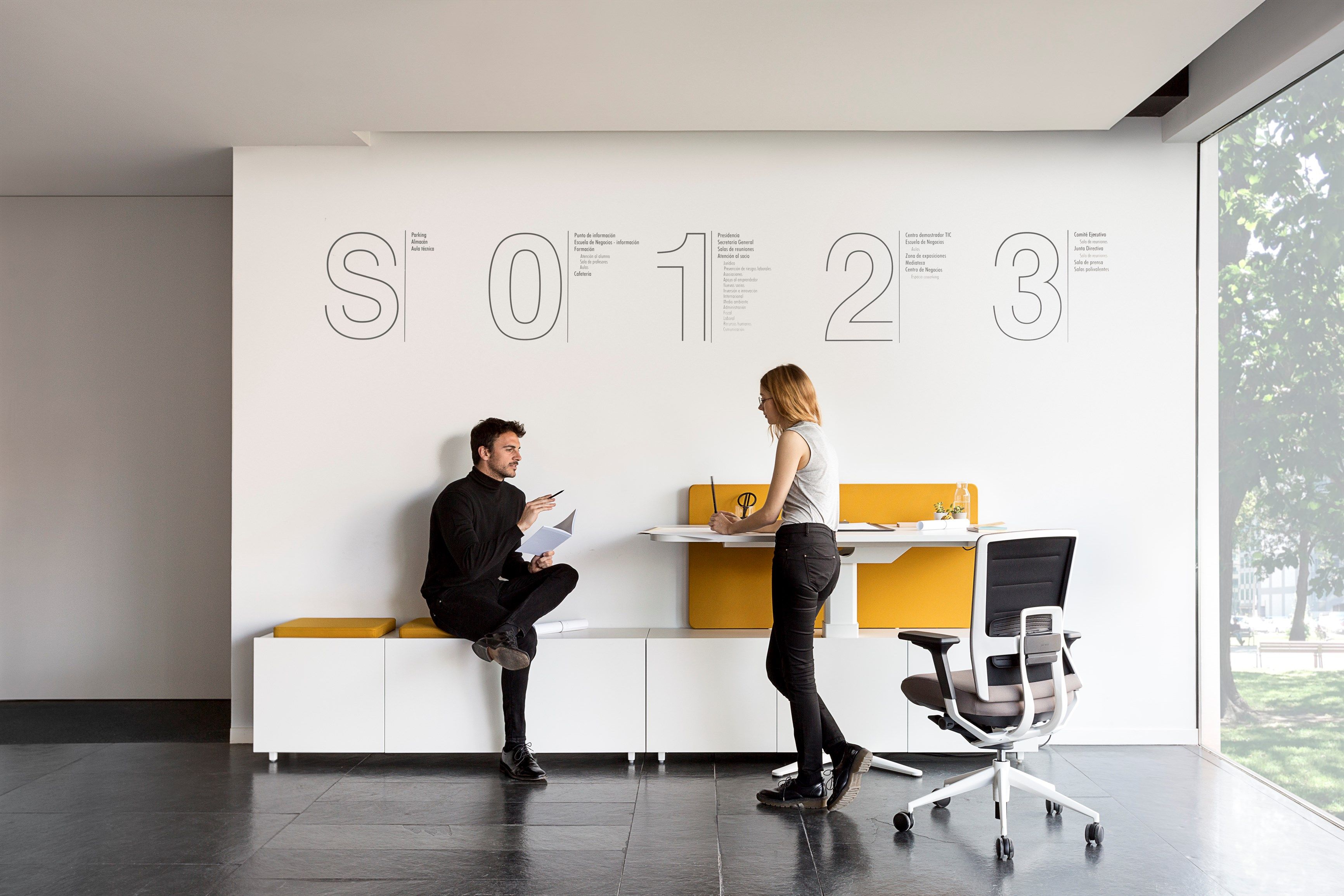 POWER 办公桌 By ACTIU | design Javier Cuñado