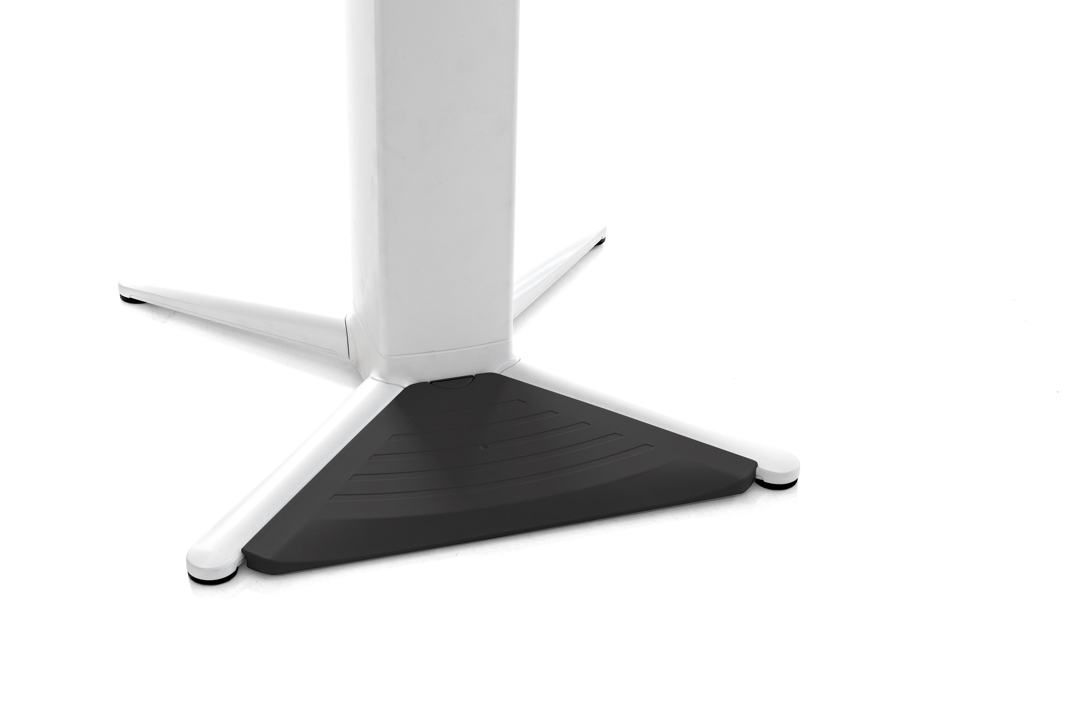 POWER 办公桌 By ACTIU | design Javier Cuñado