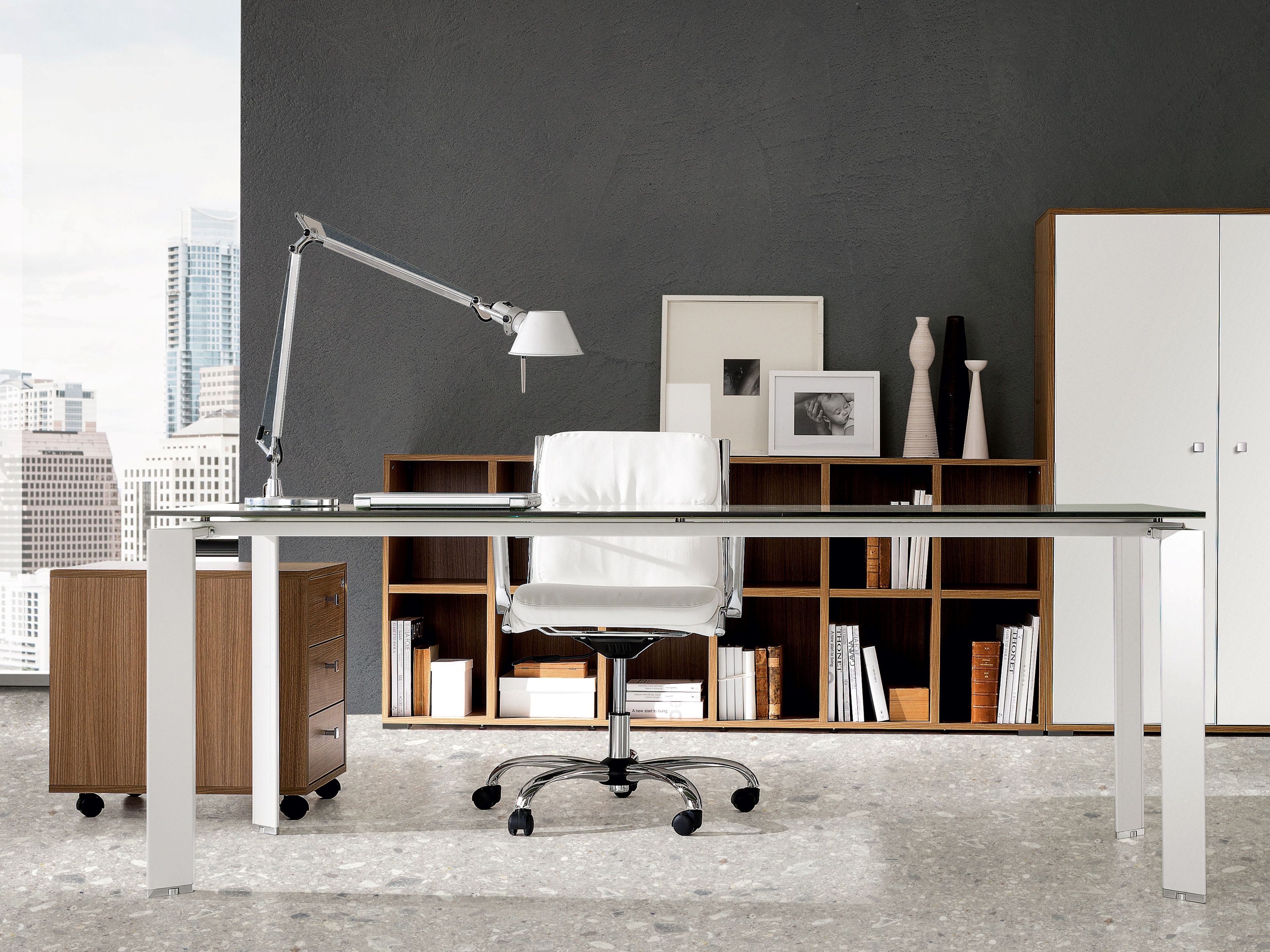 PRATIKO | Office desk By IFT Office design Nikolas Chachamis