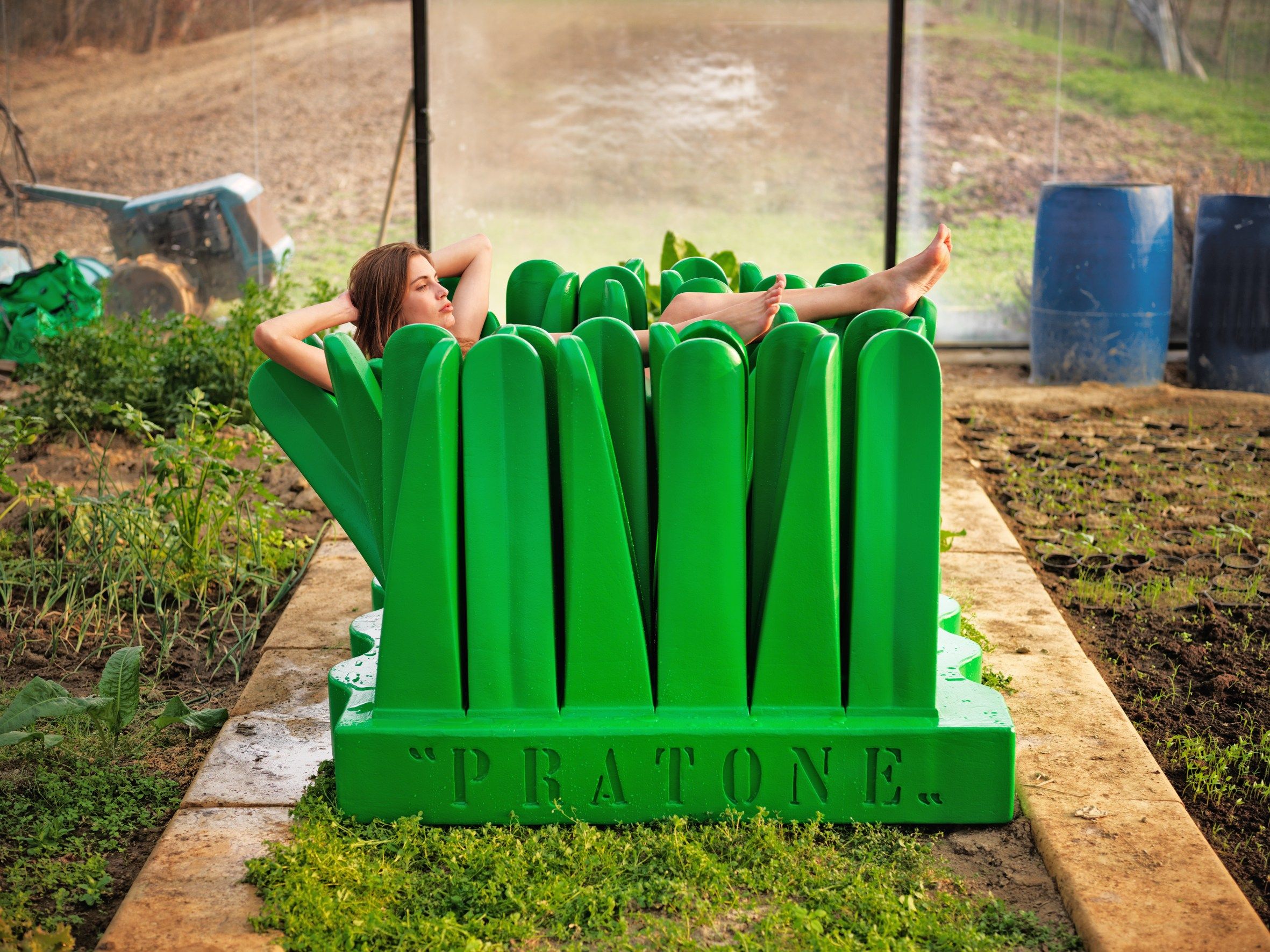 PRATONE Lounge chair By Gufram | design Giorgio Ceretti, Riccardo Rosso ...