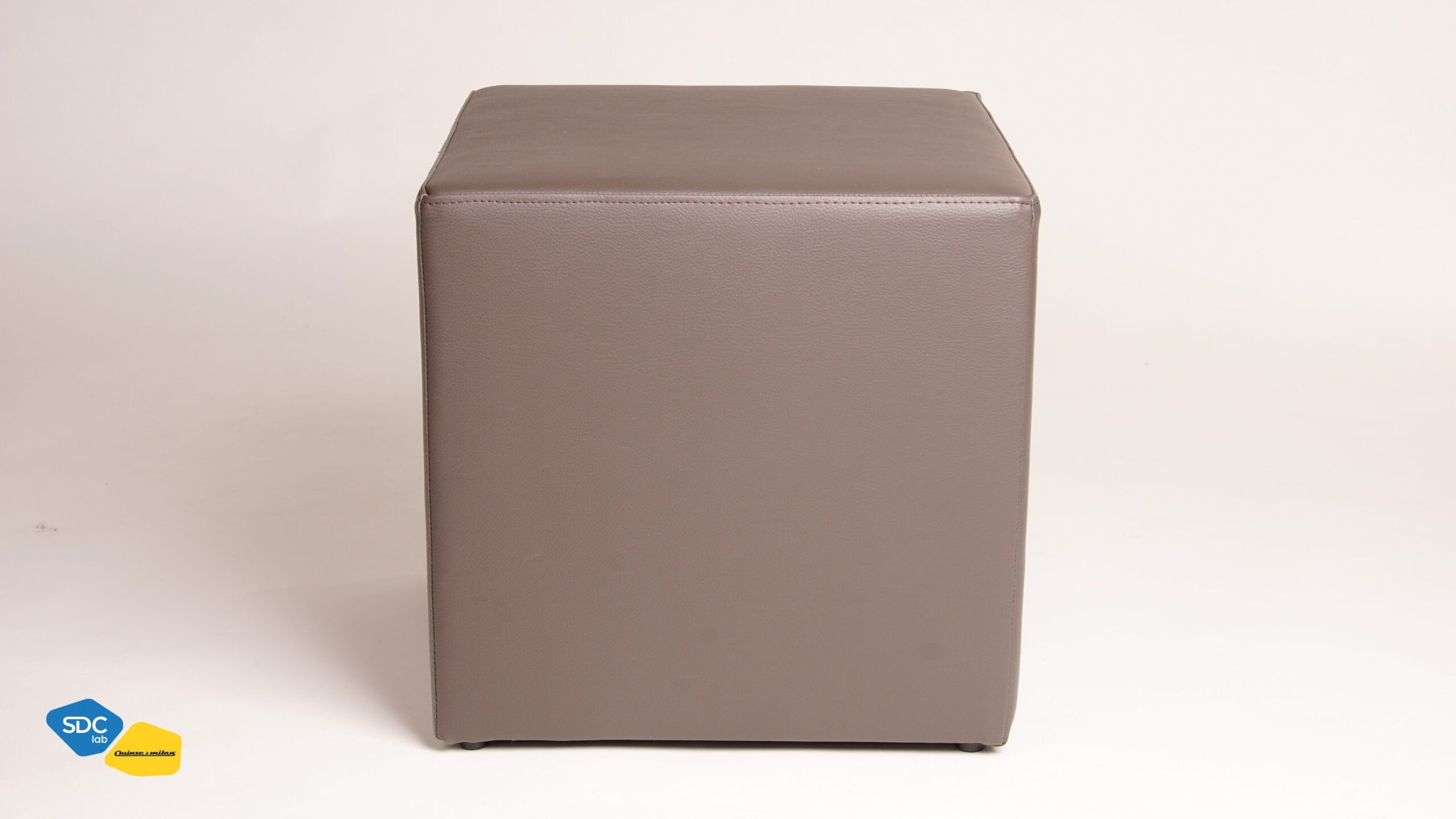 Square QM Foam pouf PRIMARY POUF 02 By SDC LAB_Quinze & Milan
