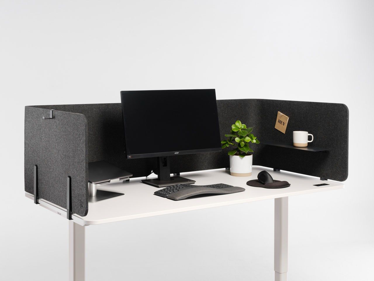 PRIVACY WALL desktop partition By Yaasa