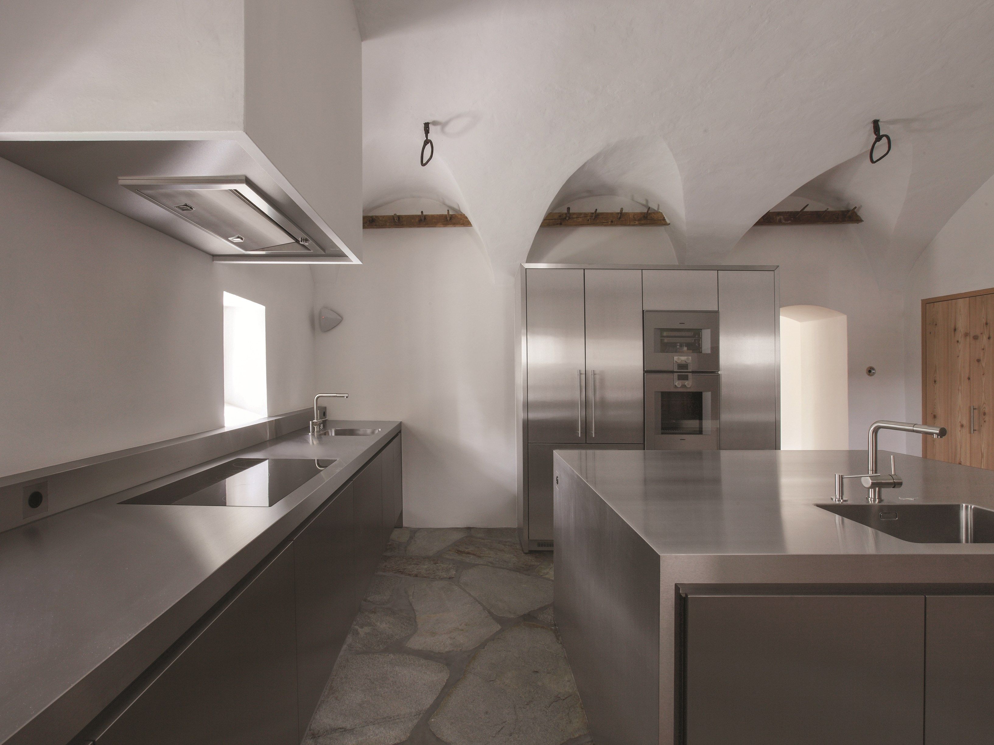 Stainless steel kitchen NPU PROGR.INX By Strato Cucine