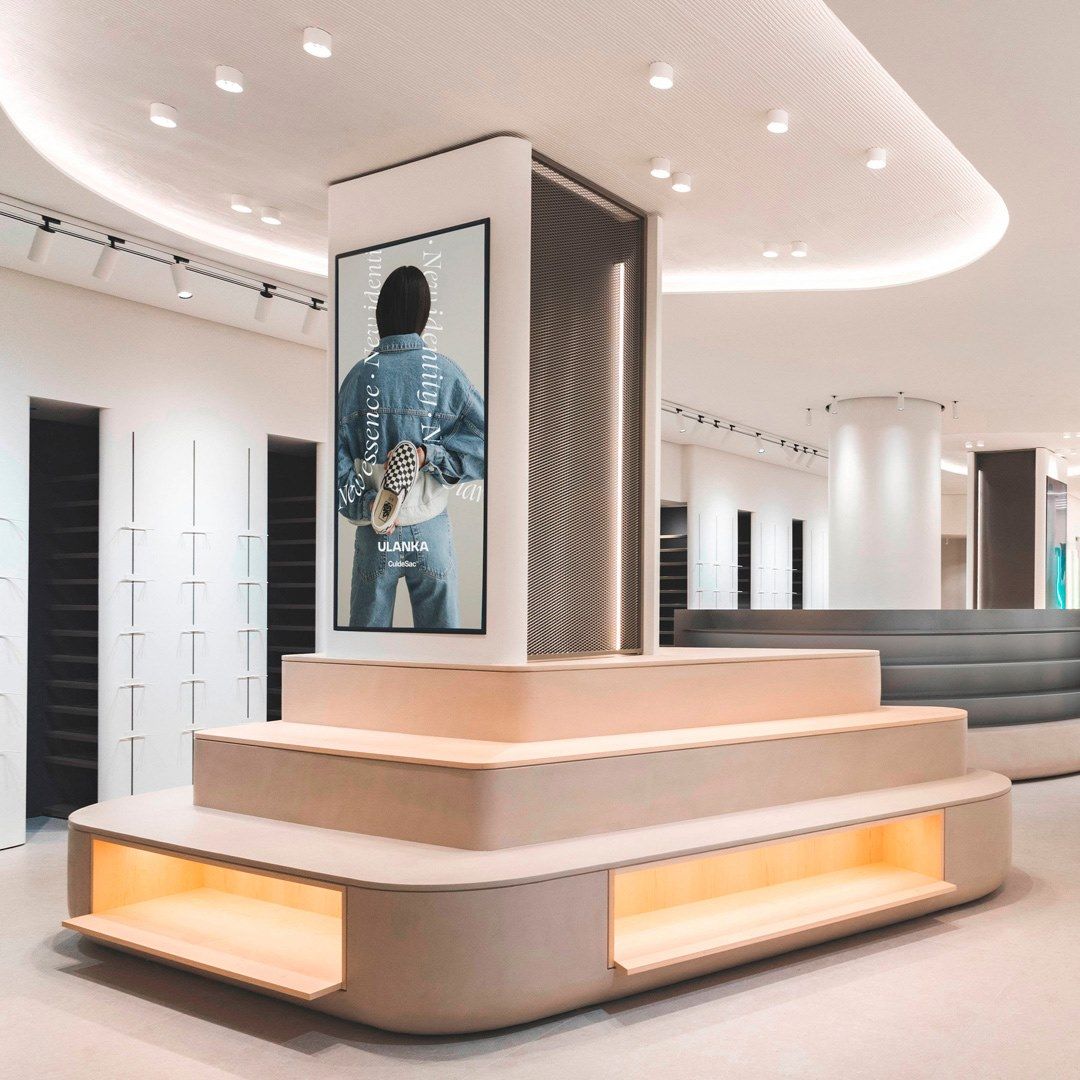 PUCK M LED ceiling aluminium spotlight By Arkoslight | design Rubén Saldaña