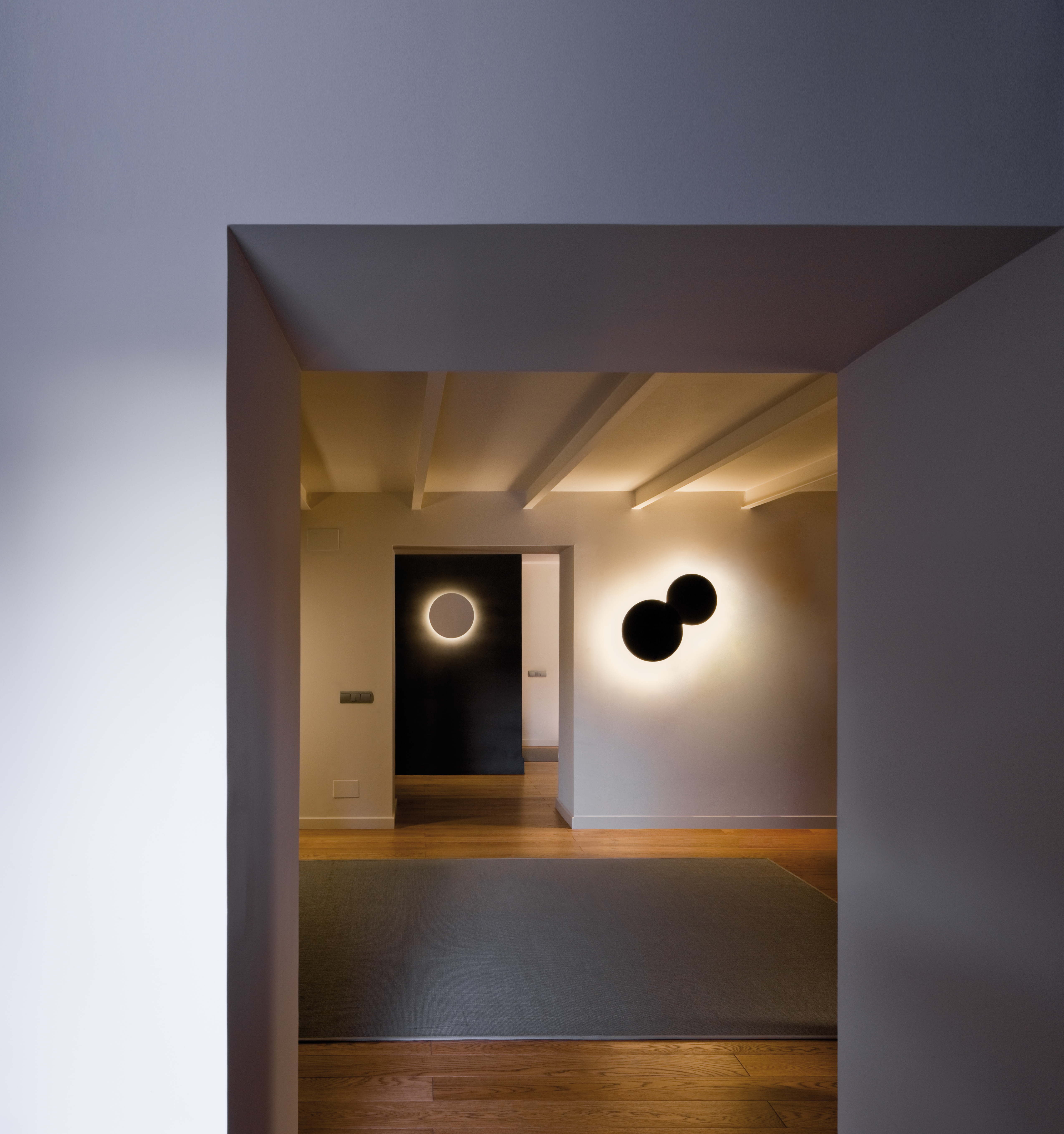 PUCK WALL ART | Applique fluorescente By Vibia design Jordi Vilardell