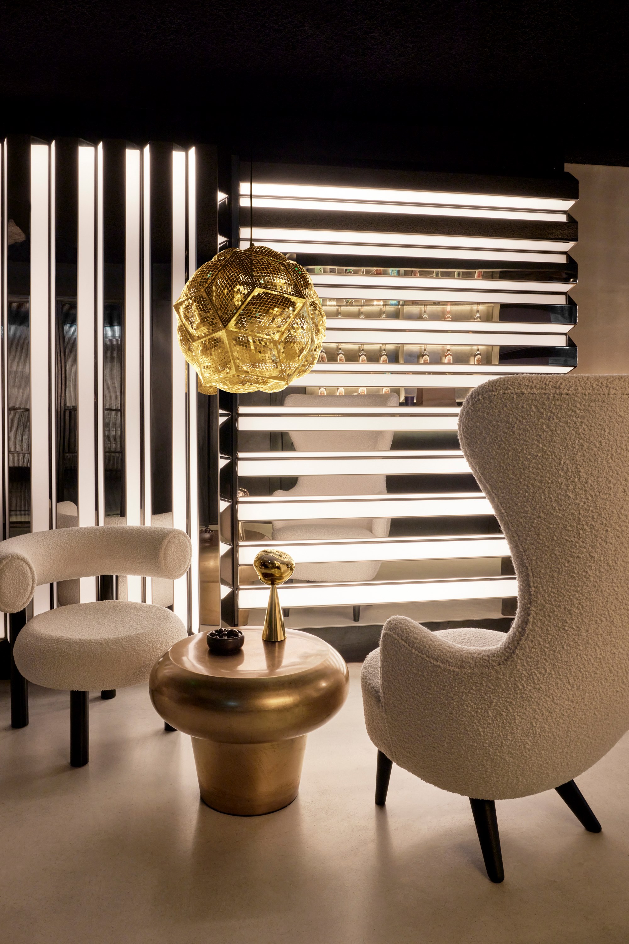 PUFF LED brass pendant lamp By Tom Dixon | design Tom Dixon