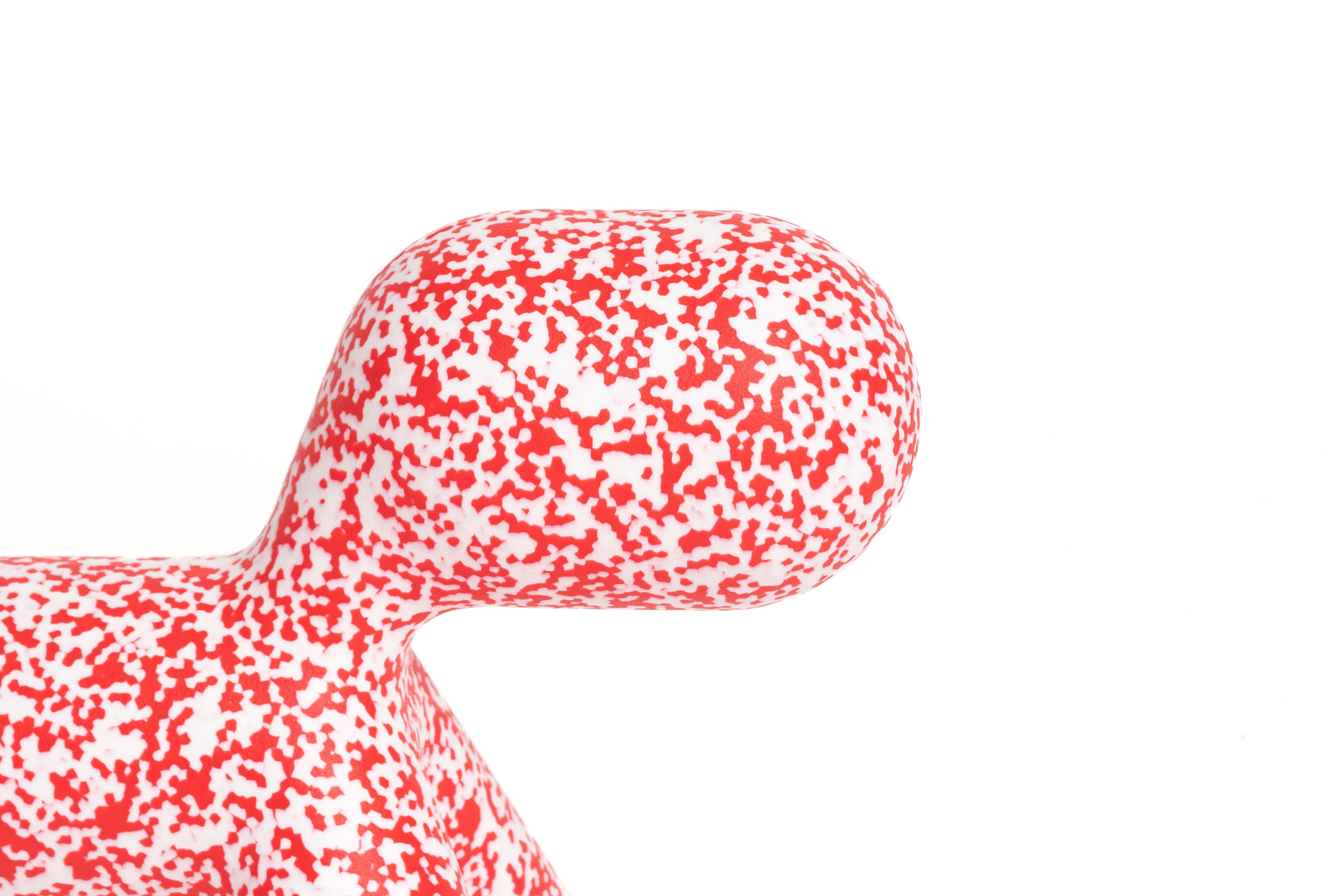 CHRISTMAS PUPPY Kids chair By Magis | design Eero Aarnio