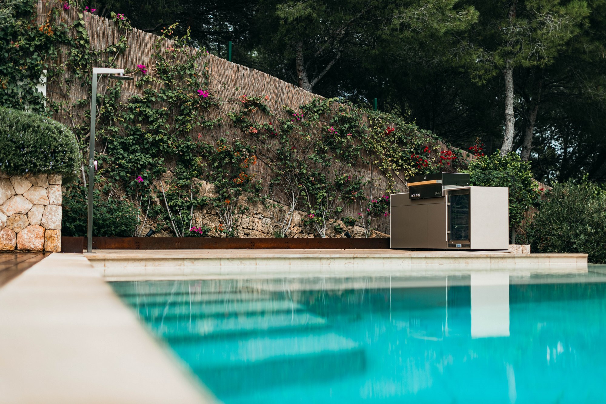 PURE Outdoor kitchen By Openair kitchen | design Guido Kurth
