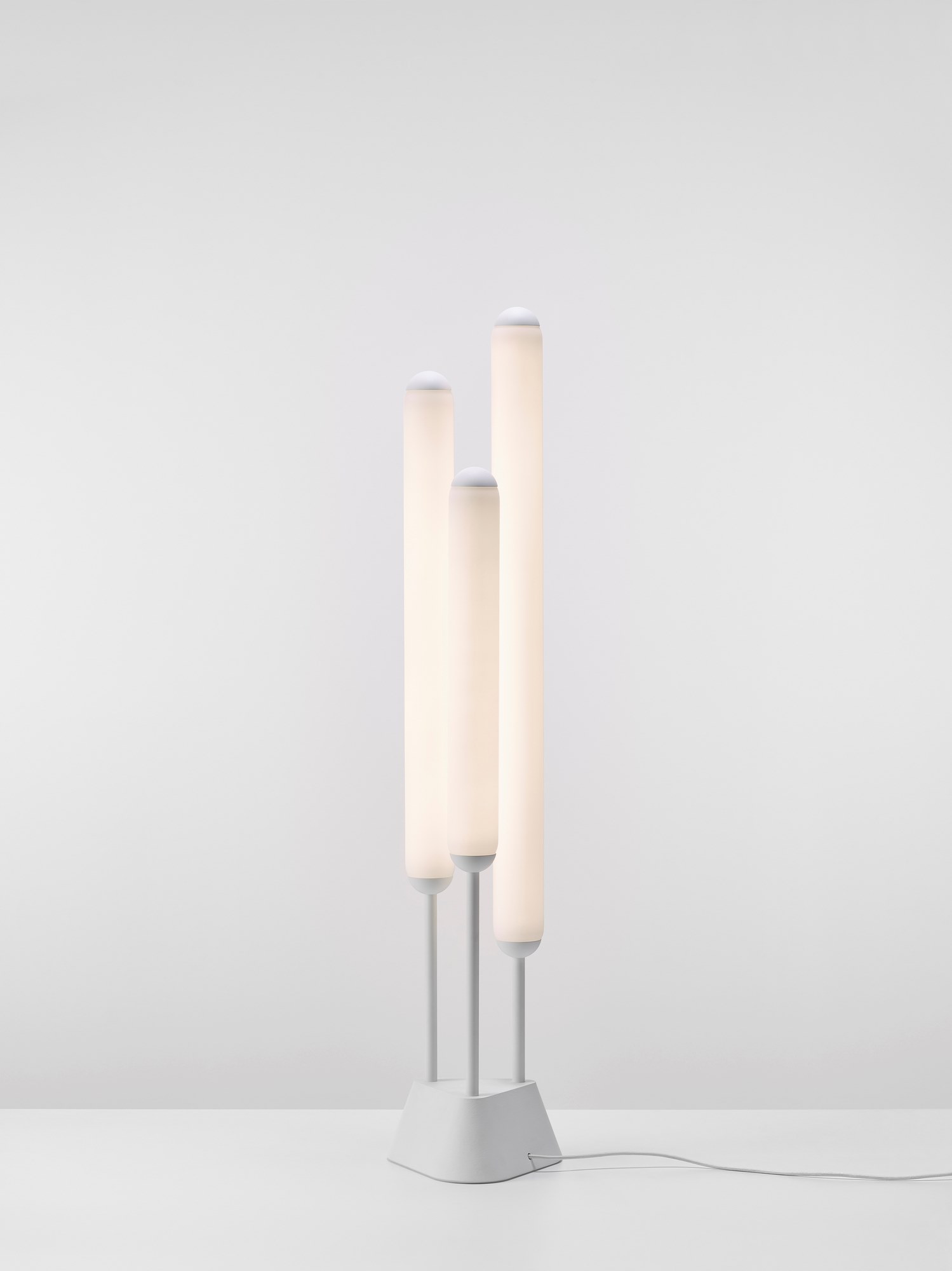 PURO FLOOR Floor lamp By BROKIS