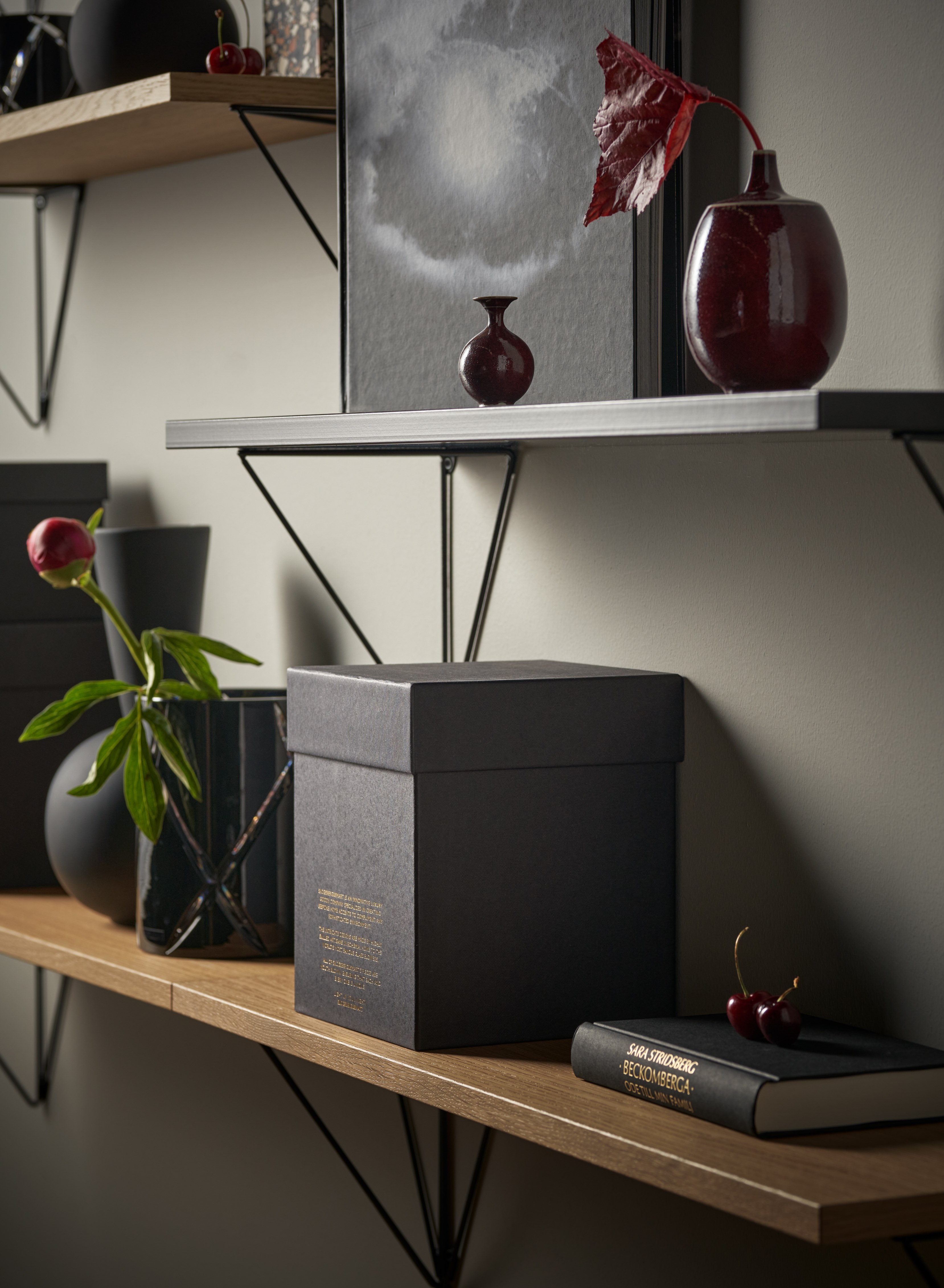 PYTHAGORAS L | Wall shelf Pythagoras Collection By Maze design Gustav Rosén