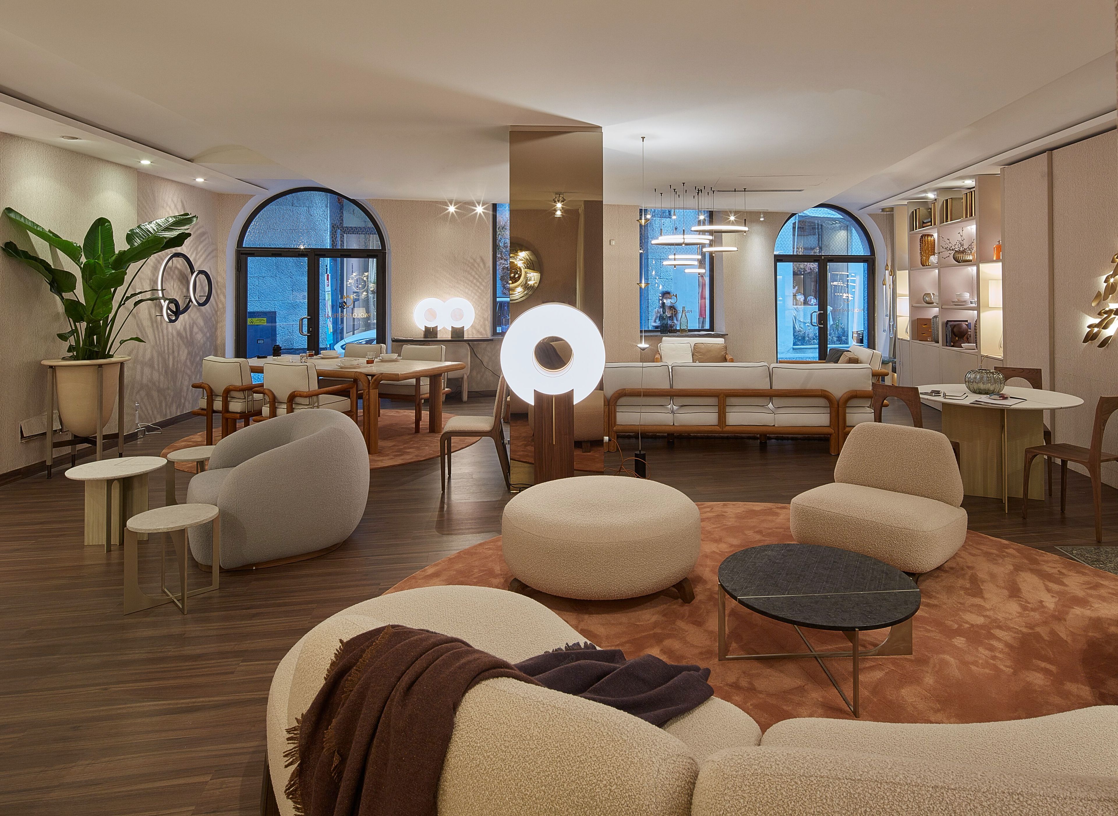 HYPERBOLE Recycled glass coffee table By Paolo Castelli