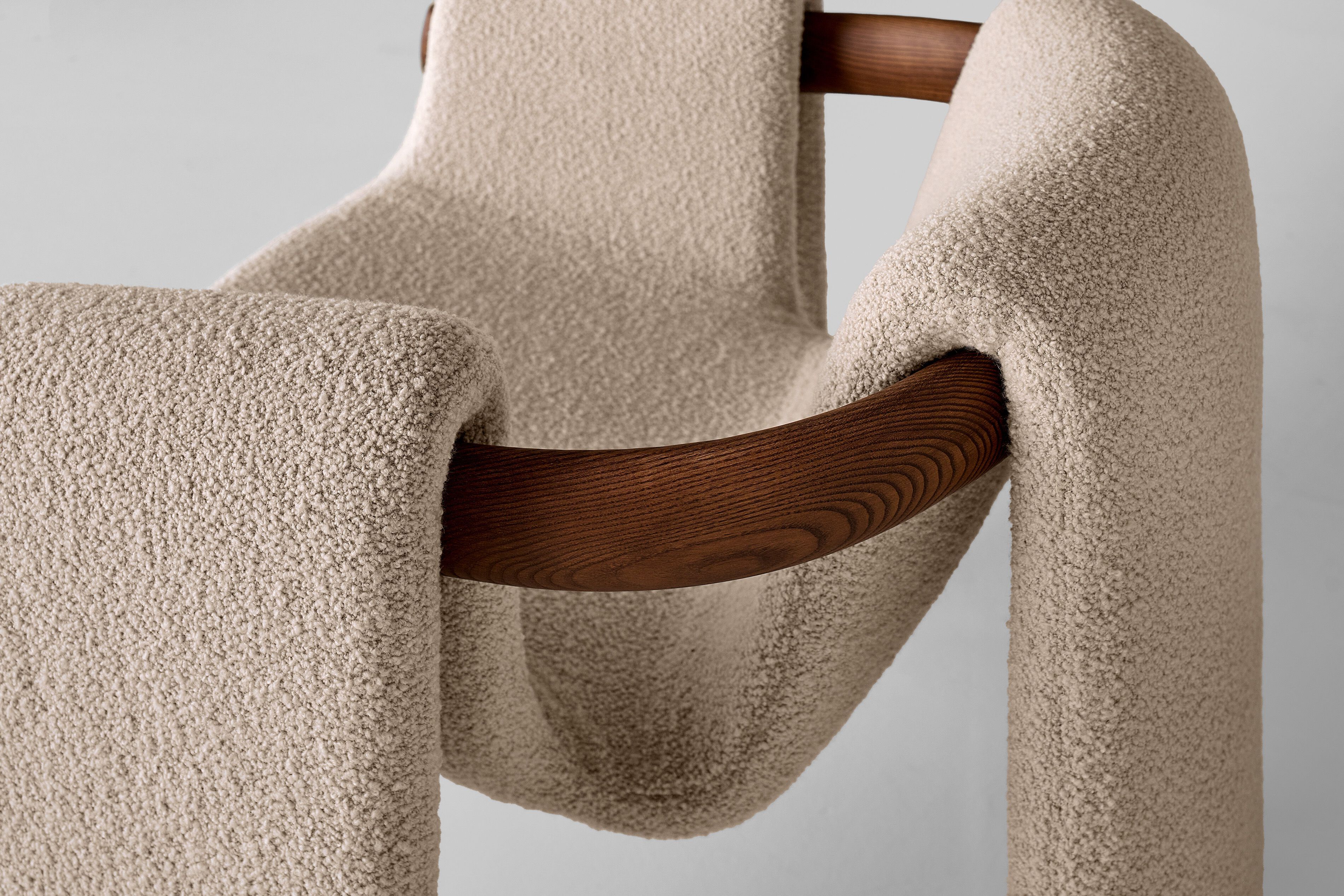 SARI LOUNGE Easy chair By Paolo Castelli | design Vittorio Paradiso