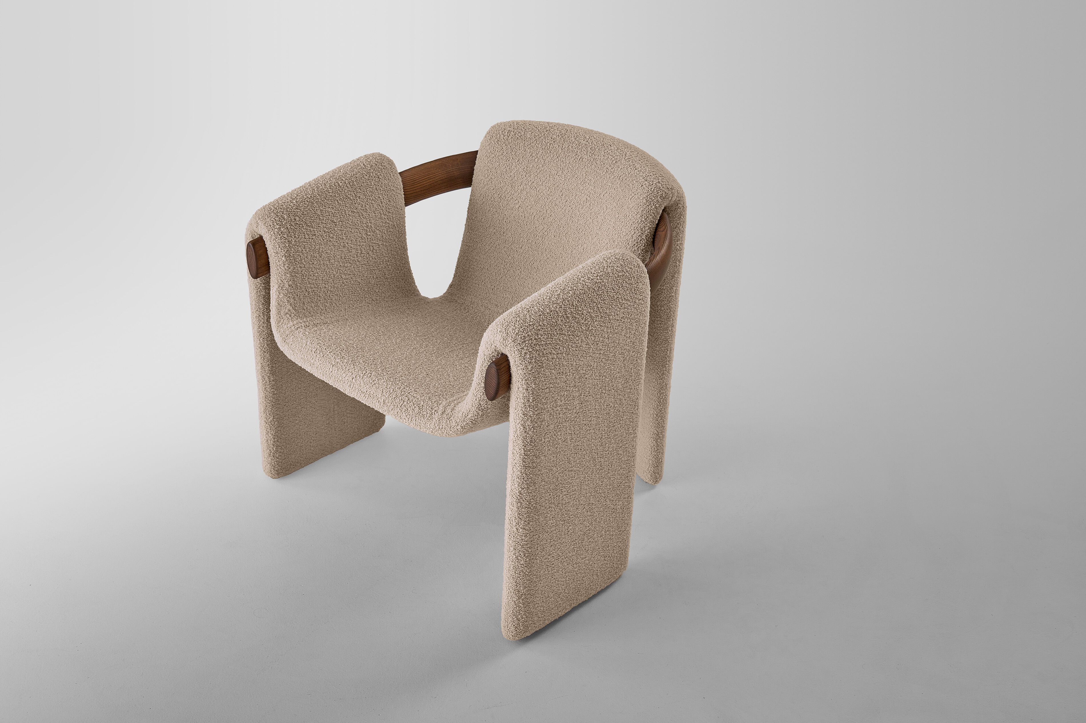 SARI LOUNGE Easy chair By Paolo Castelli | design Vittorio Paradiso