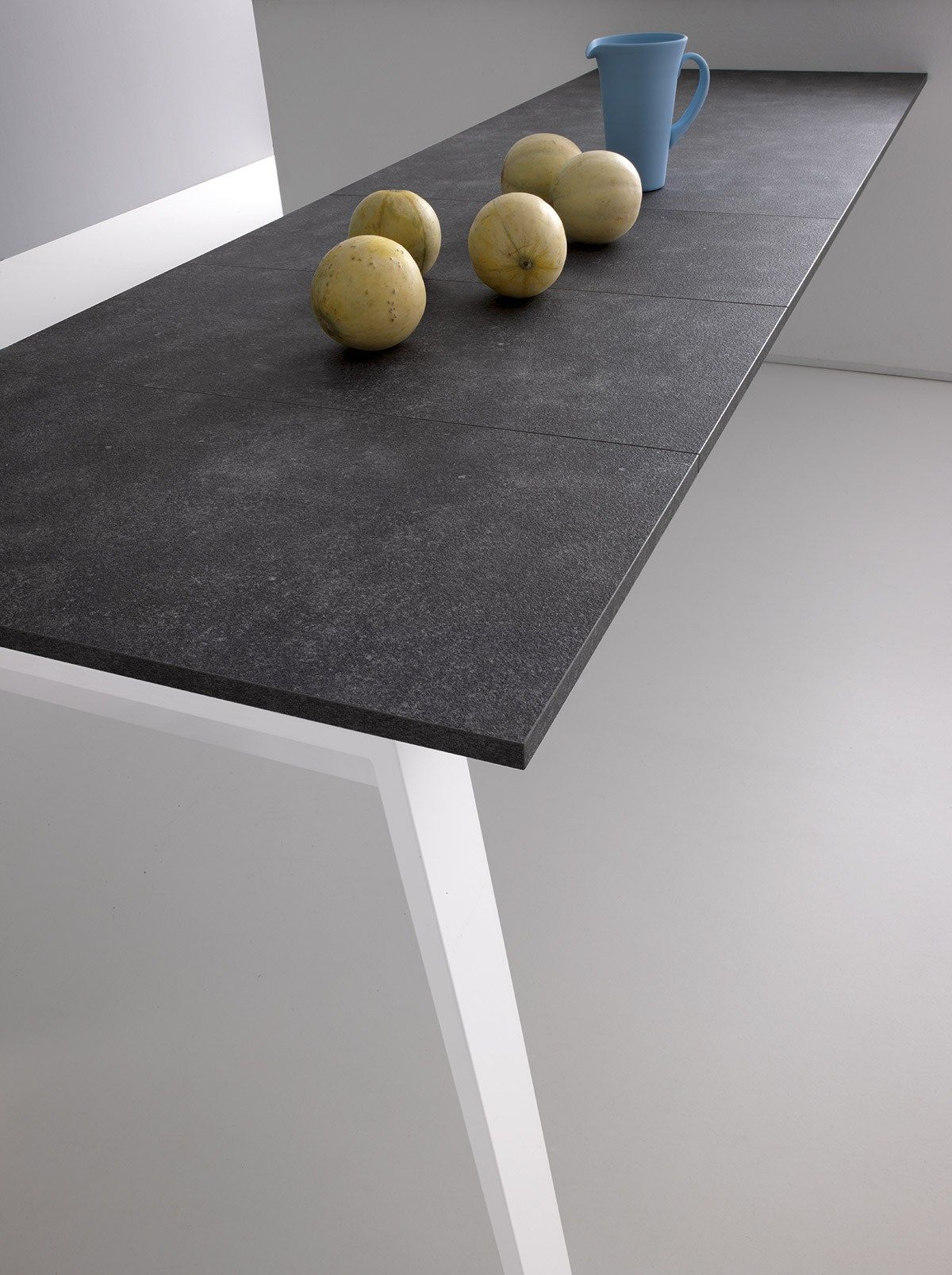 PENISOLA | Peninsula table By Pointhouse