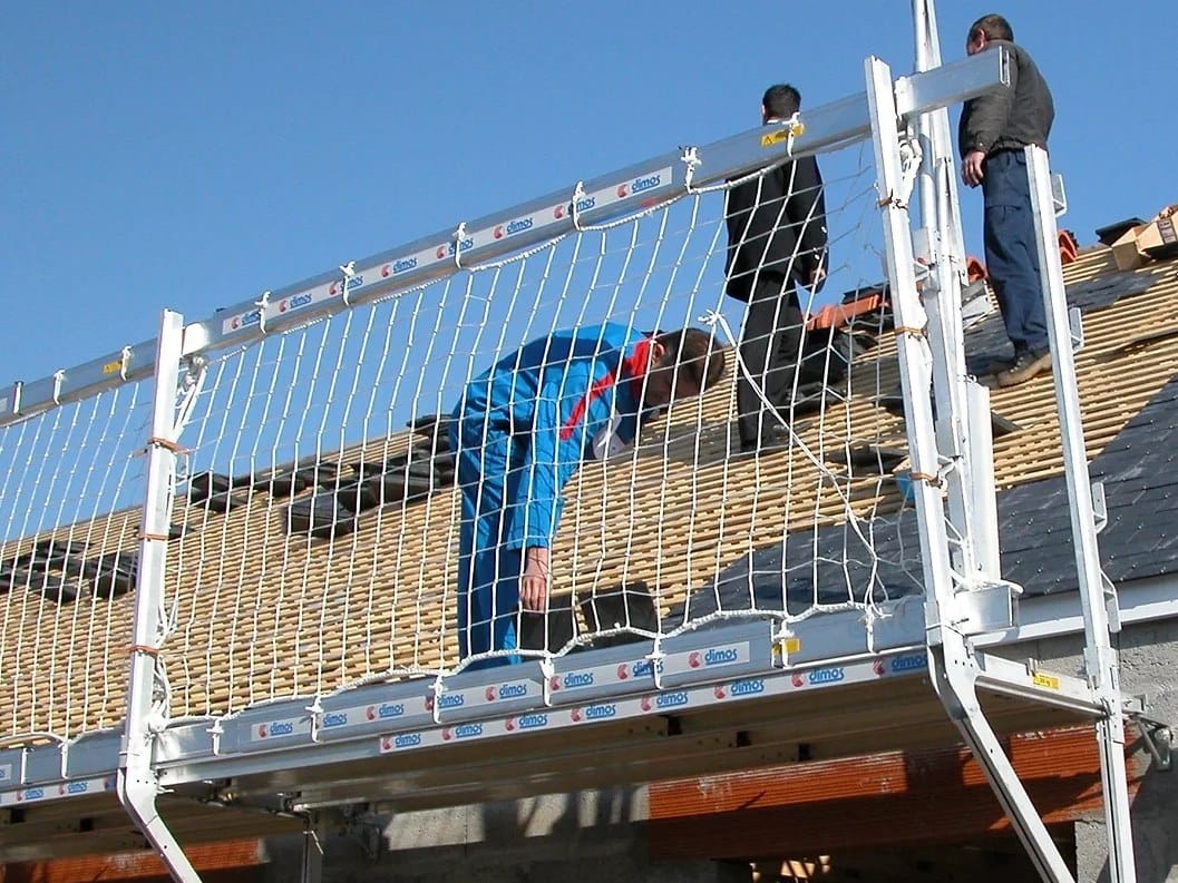 Peripheral parapets Collective protective equipment By AM.SA.