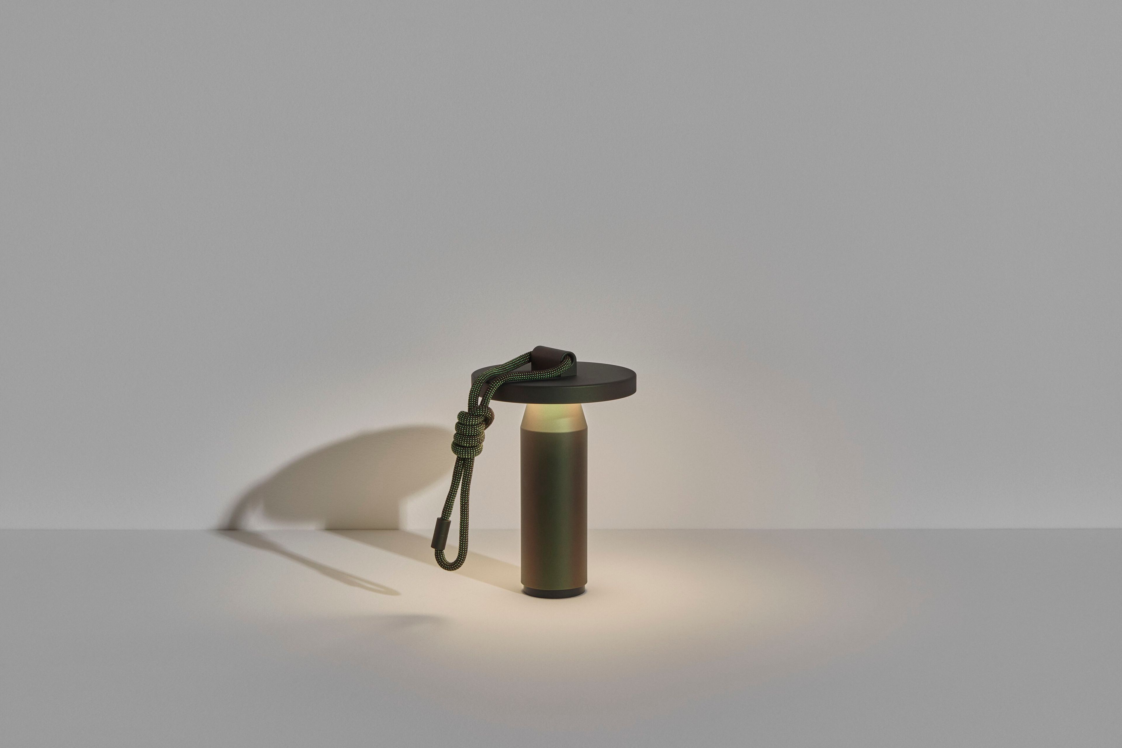 QUASAR Outdoor table lamp By Petite Friture | design Samy Rio
