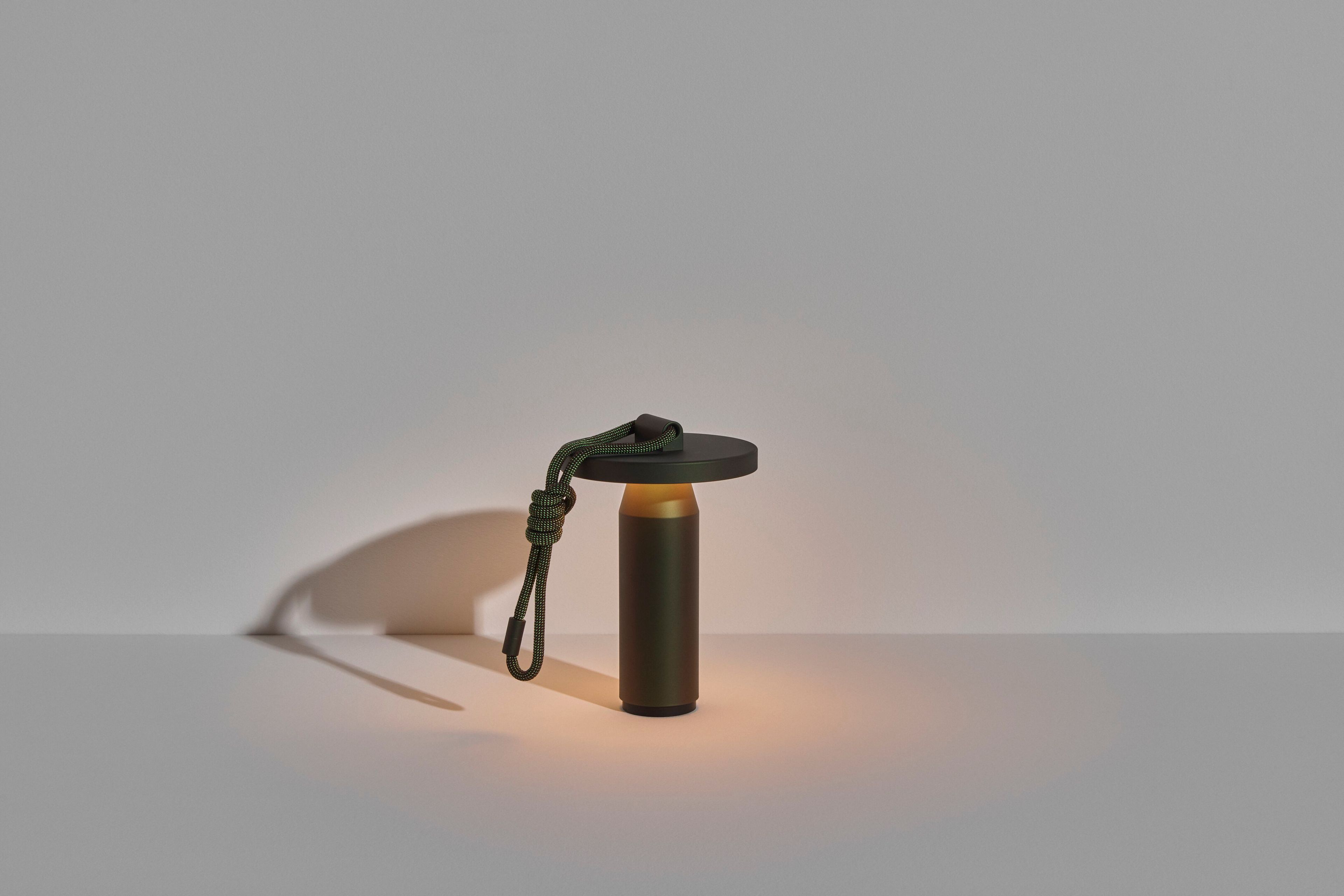 QUASAR Outdoor table lamp By Petite Friture | design Samy Rio