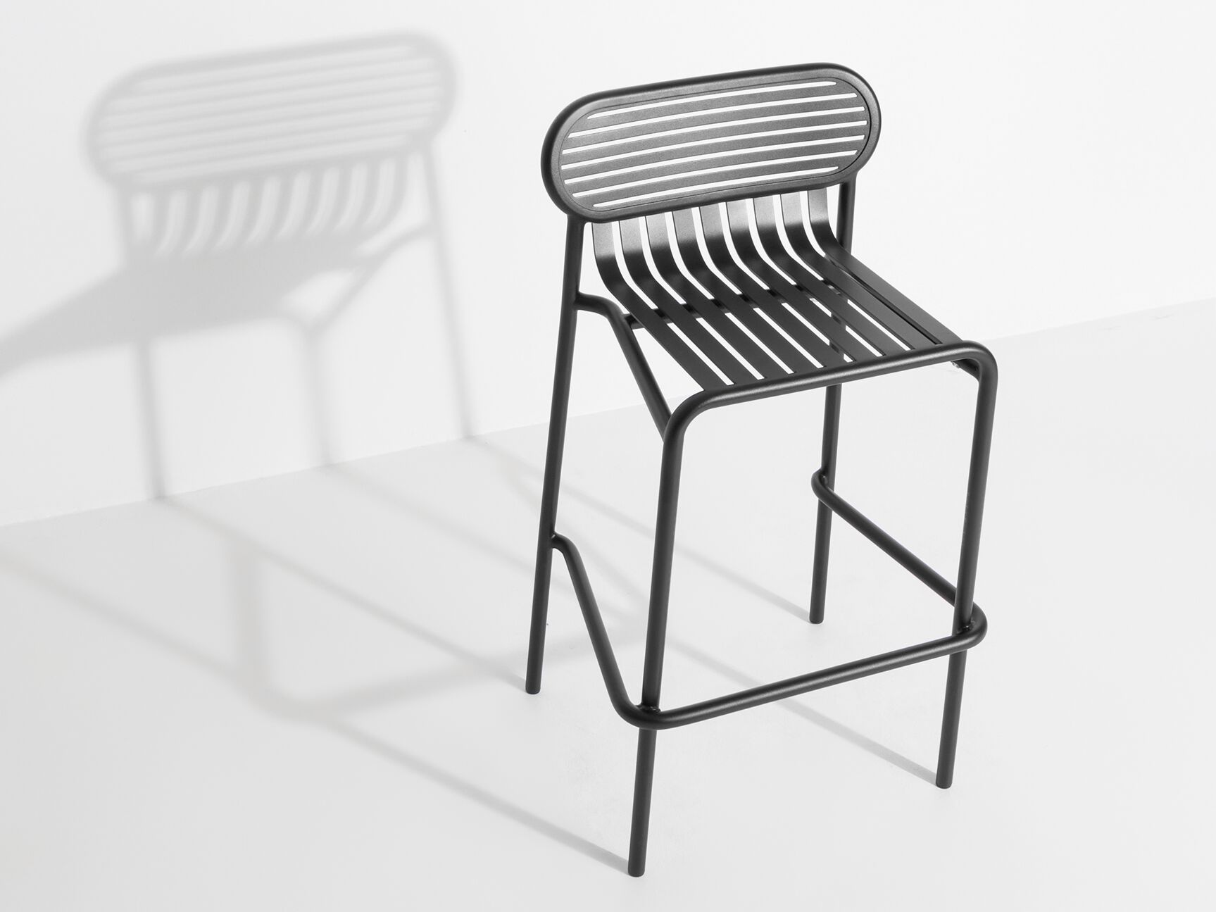 WEEK-END High powder coated aluminium stool with footrest By Petite ...