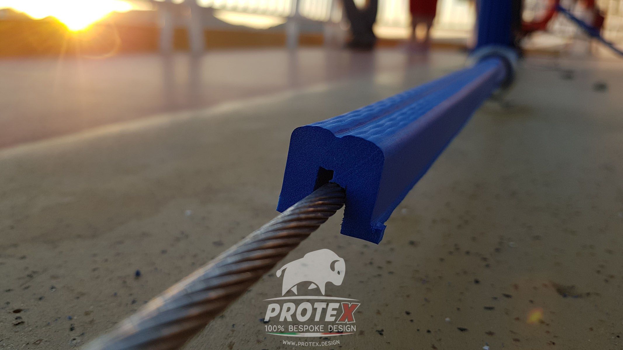 Protezioni antitrauma per tubi e cavi Protezione antitrauma in EVA per ...