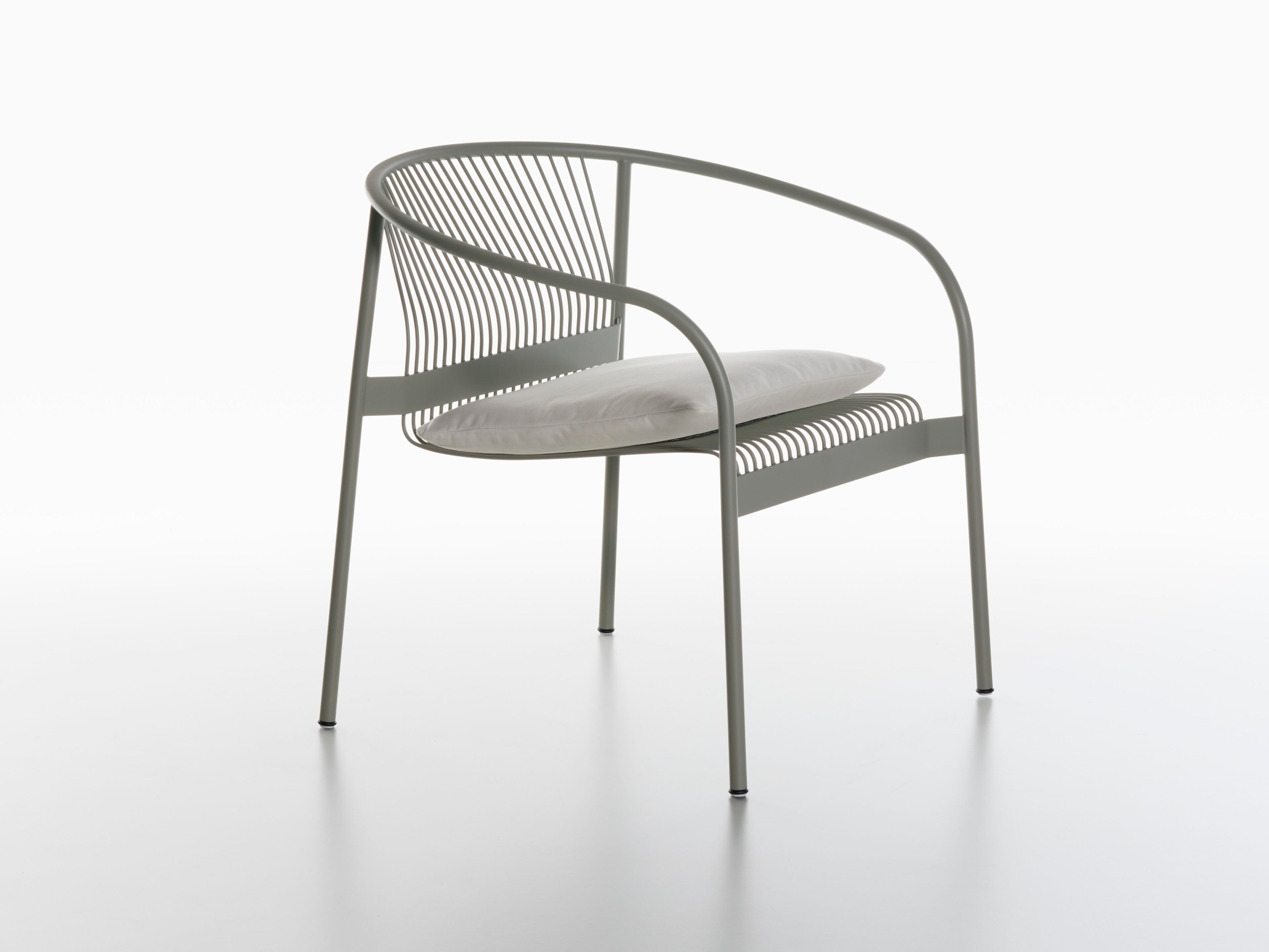 VELIT Easy chair By Plank