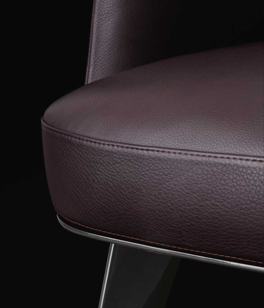JANE Leather armchair with armrests By Poliform | design Emmanuel Gallina