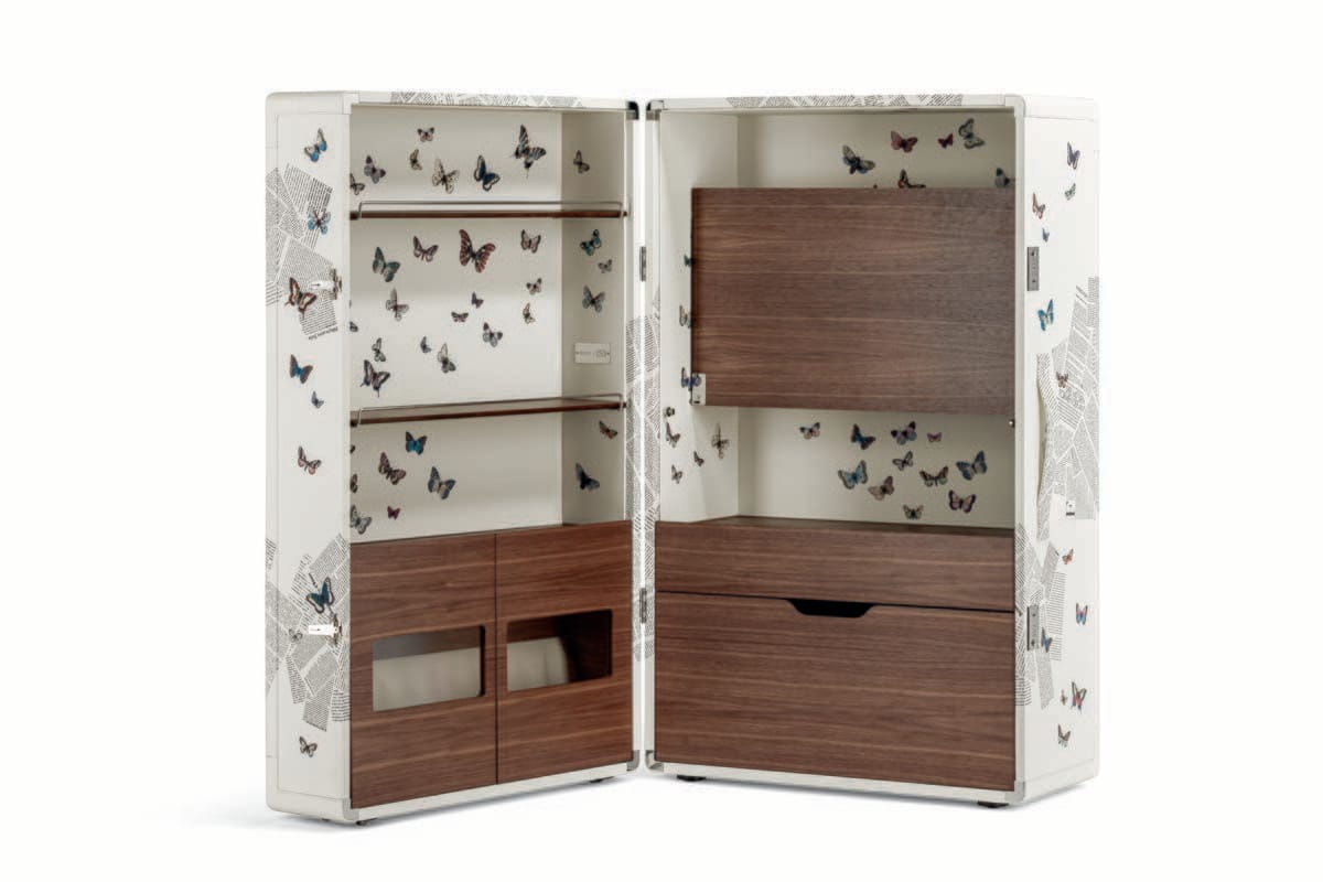 ISIDORO ULTIME NOTIZIE Bar cabinet By Poltrona Frau | design Jean-Marie ...