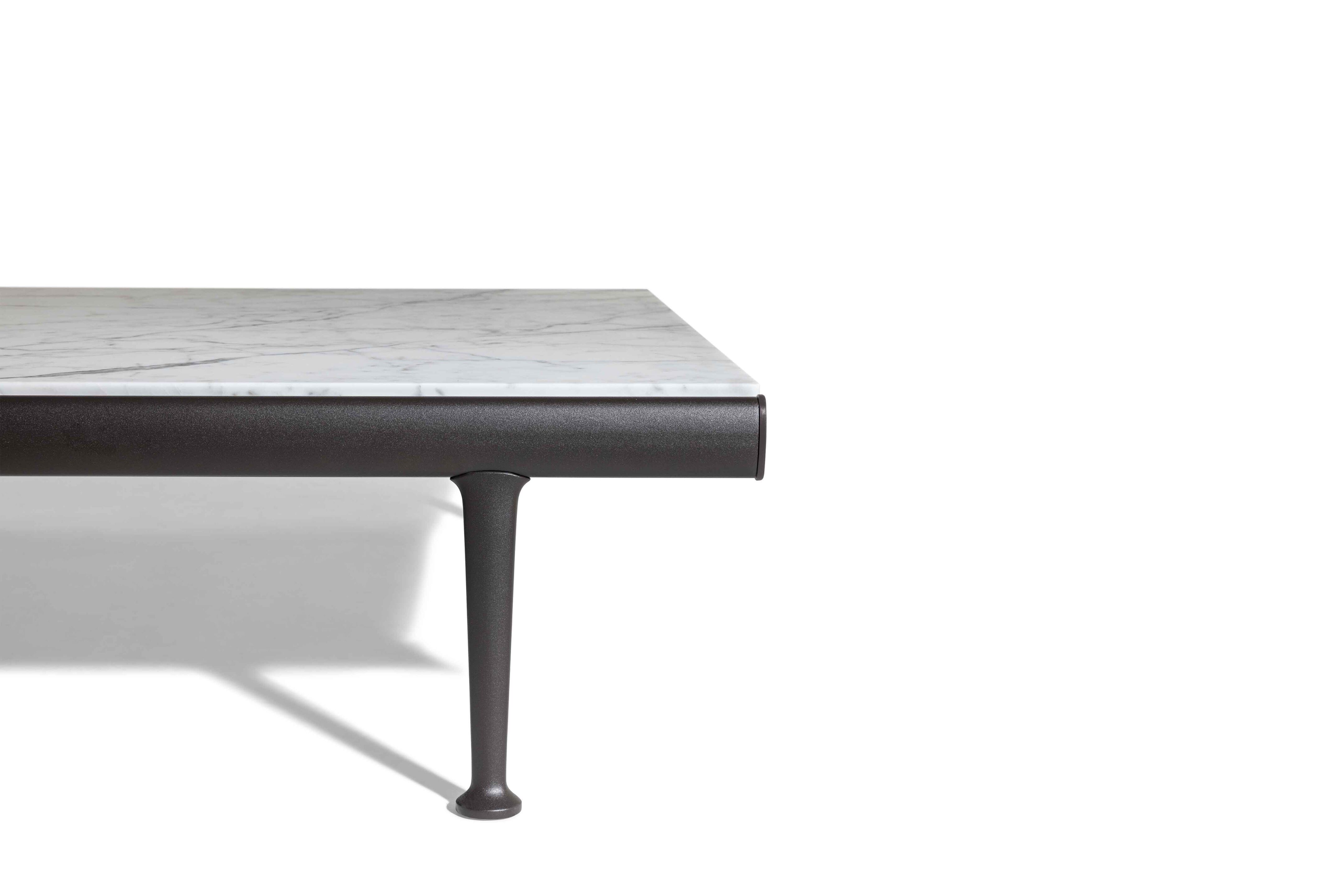 SOUVENIR D'ITALIE Coffee table By Poltrona Frau