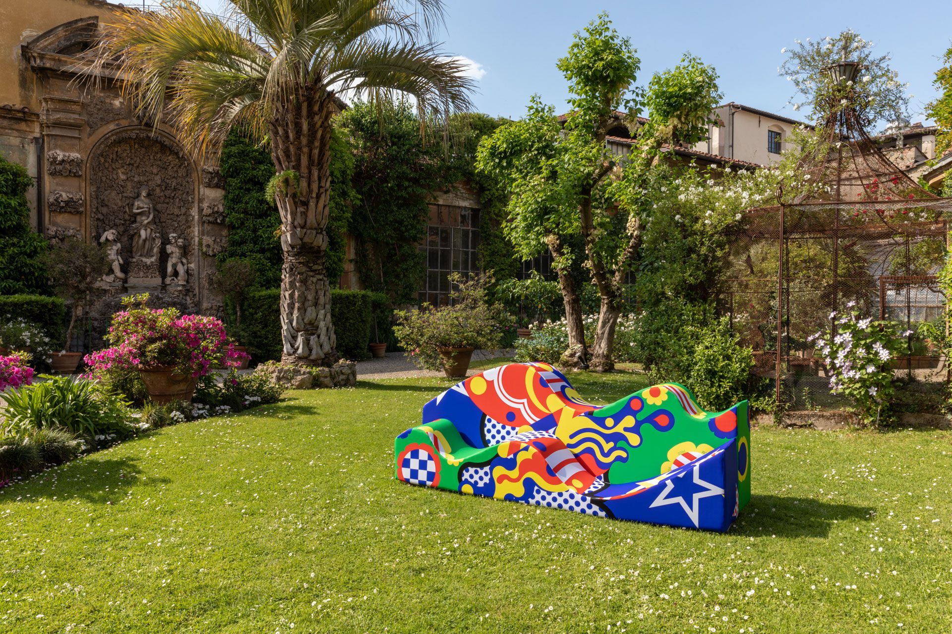 SUPERONDA + FARFALLA Sofa By Poltronova