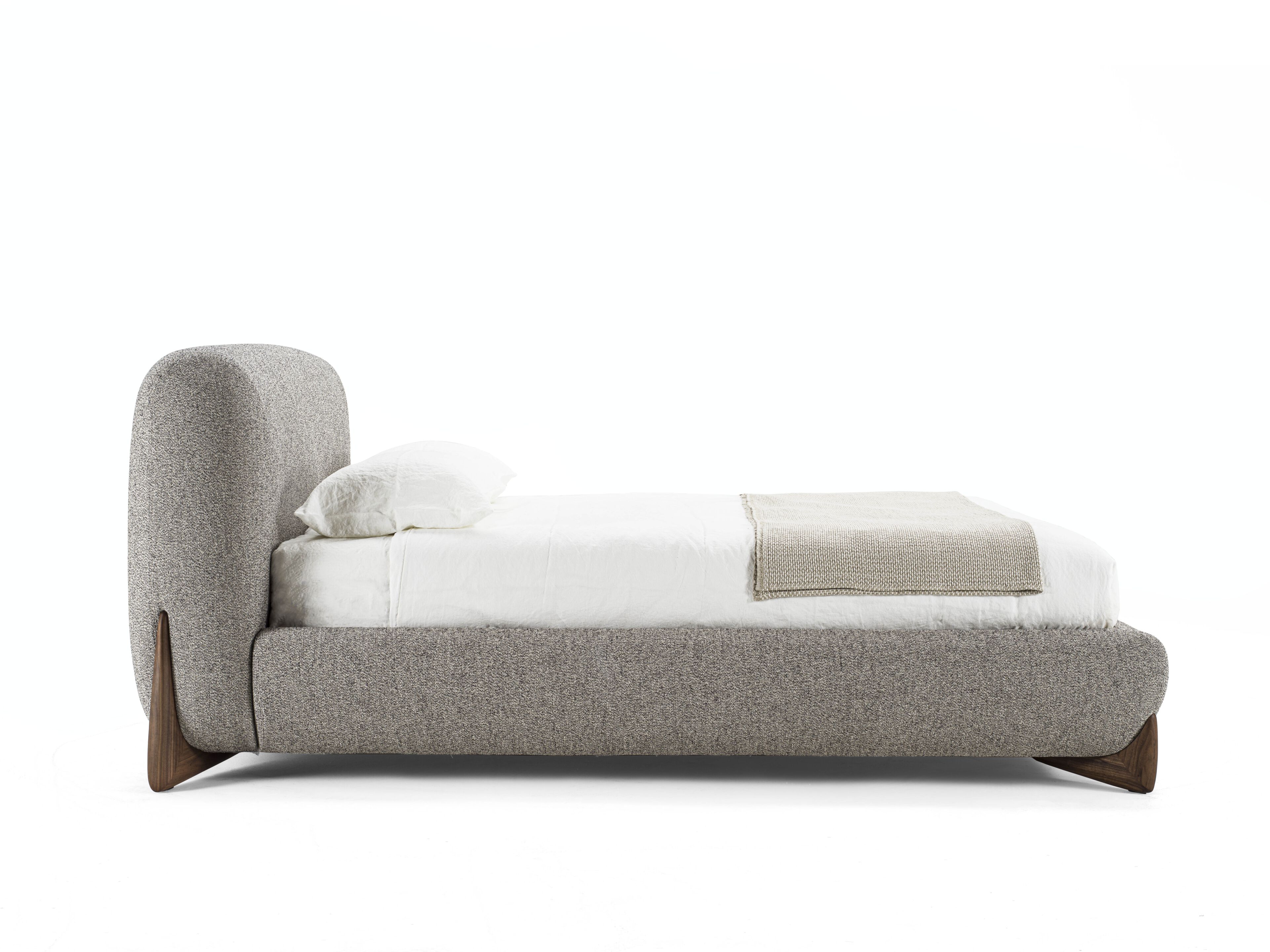 SOFTBAY Wooden double bed with upholstered headboard By Porada | design ...