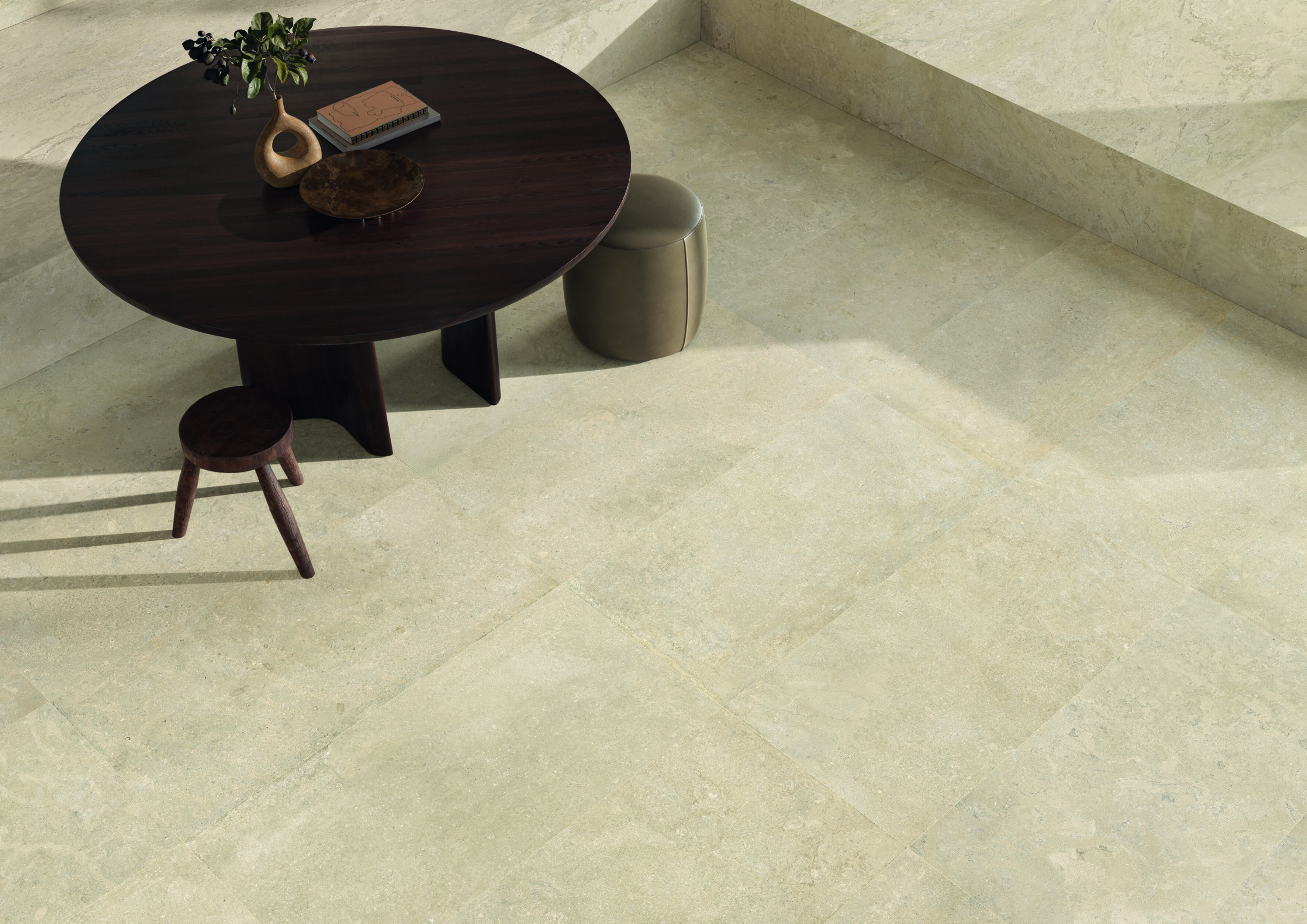UNIQUE BOURGOGNE BEIGE Pavimento/rivestimento in gres porcellanato ...