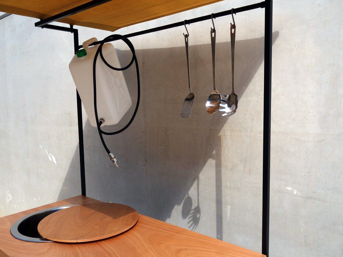 Q-CINA Mobile kitchen By Officine Tamborrino | design MoMAng