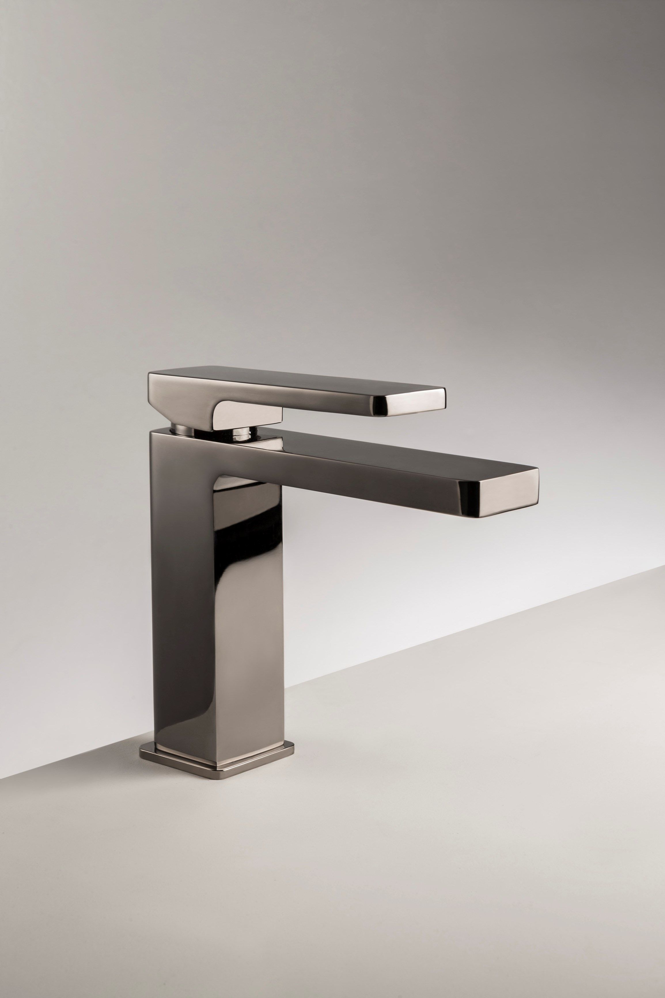 QQUADRO By ZAZZERI design Fabrizio Batoni