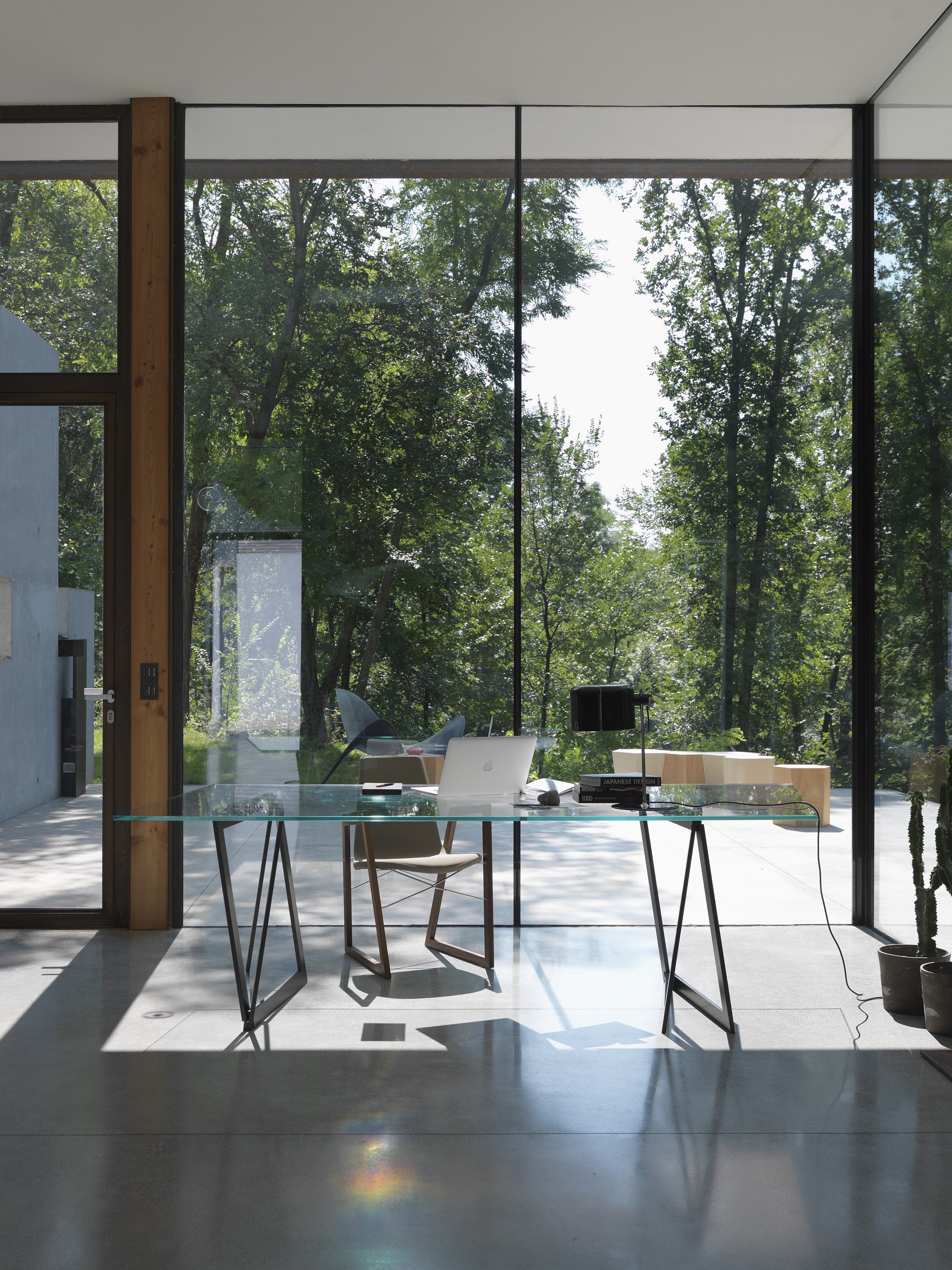 QUADROR™ 02 Table By Casamania & Horm | design Dror