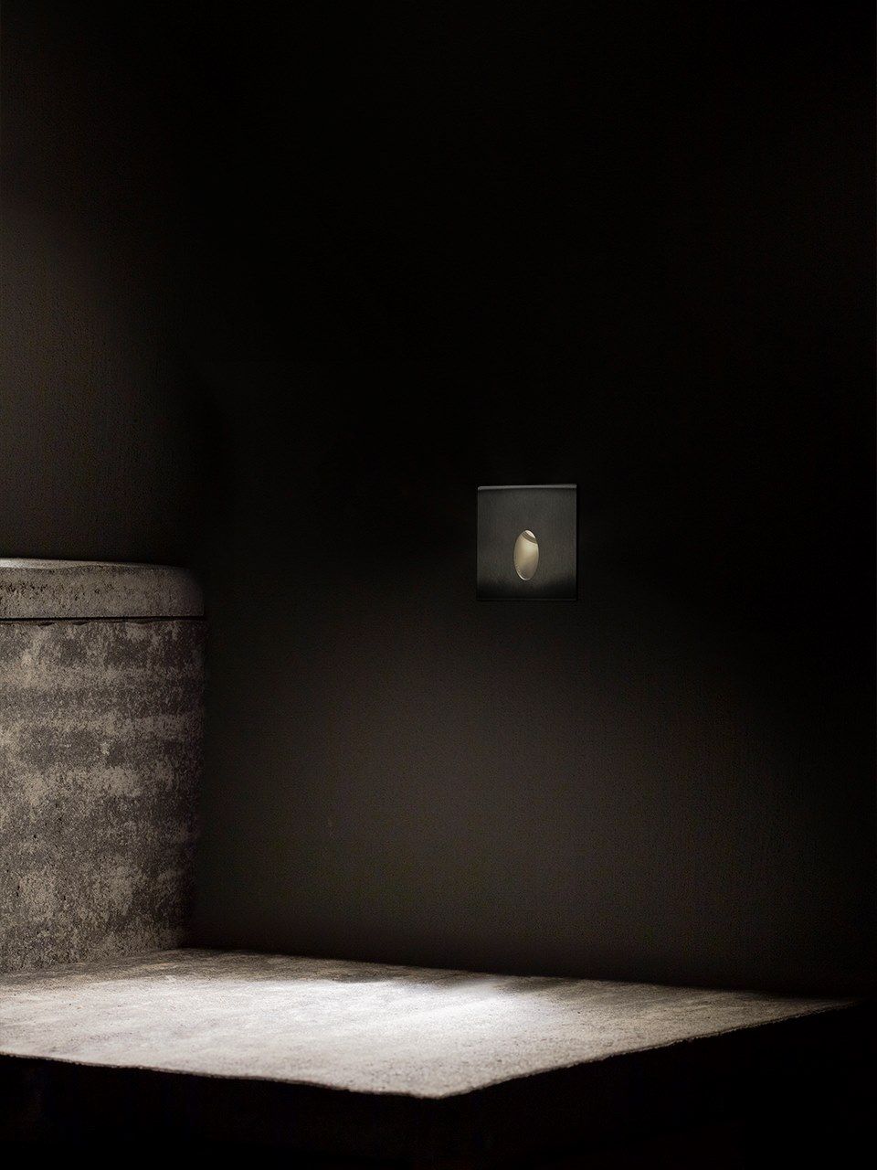 QUARA Segnapasso By Linea Light Group