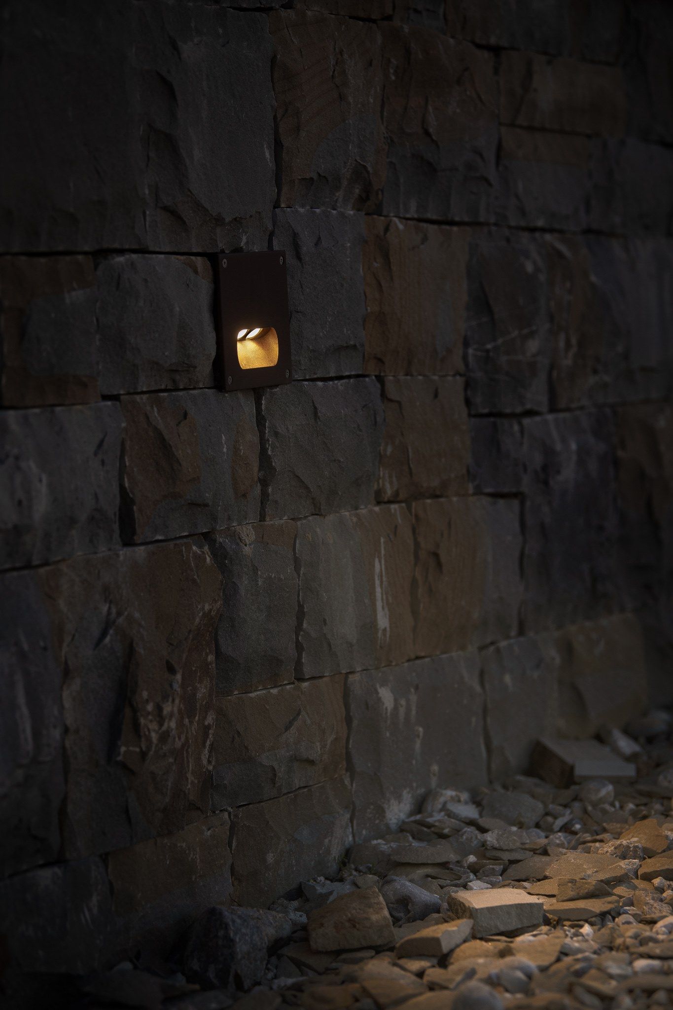 QUARA Segnapasso By Linea Light Group