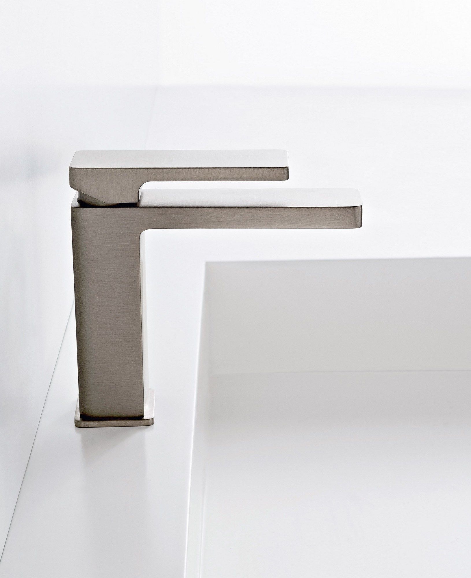 QQUADRO By ZAZZERI design Fabrizio Batoni