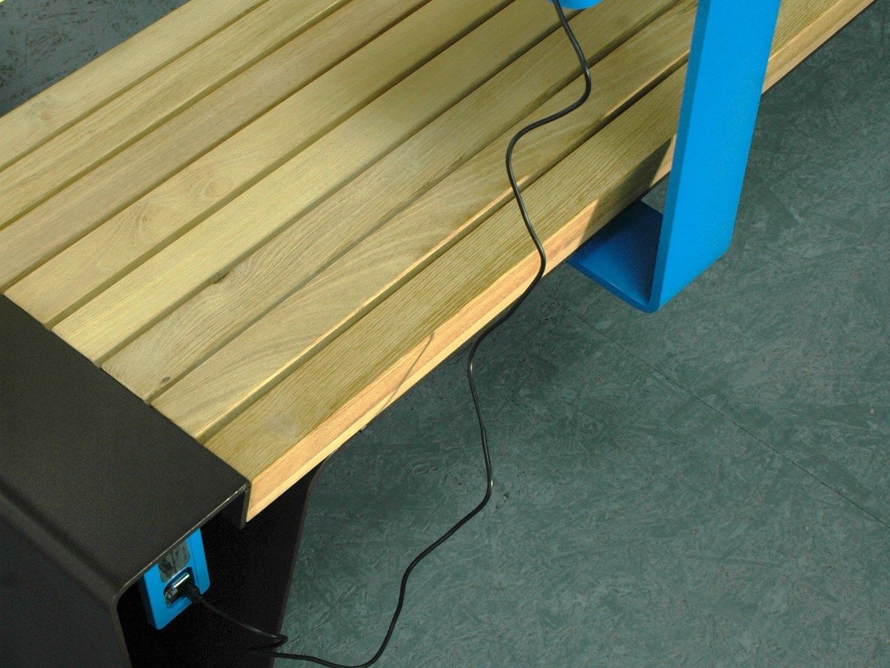 RADIUM SMART | Bench Radium Collection By mmcité1
