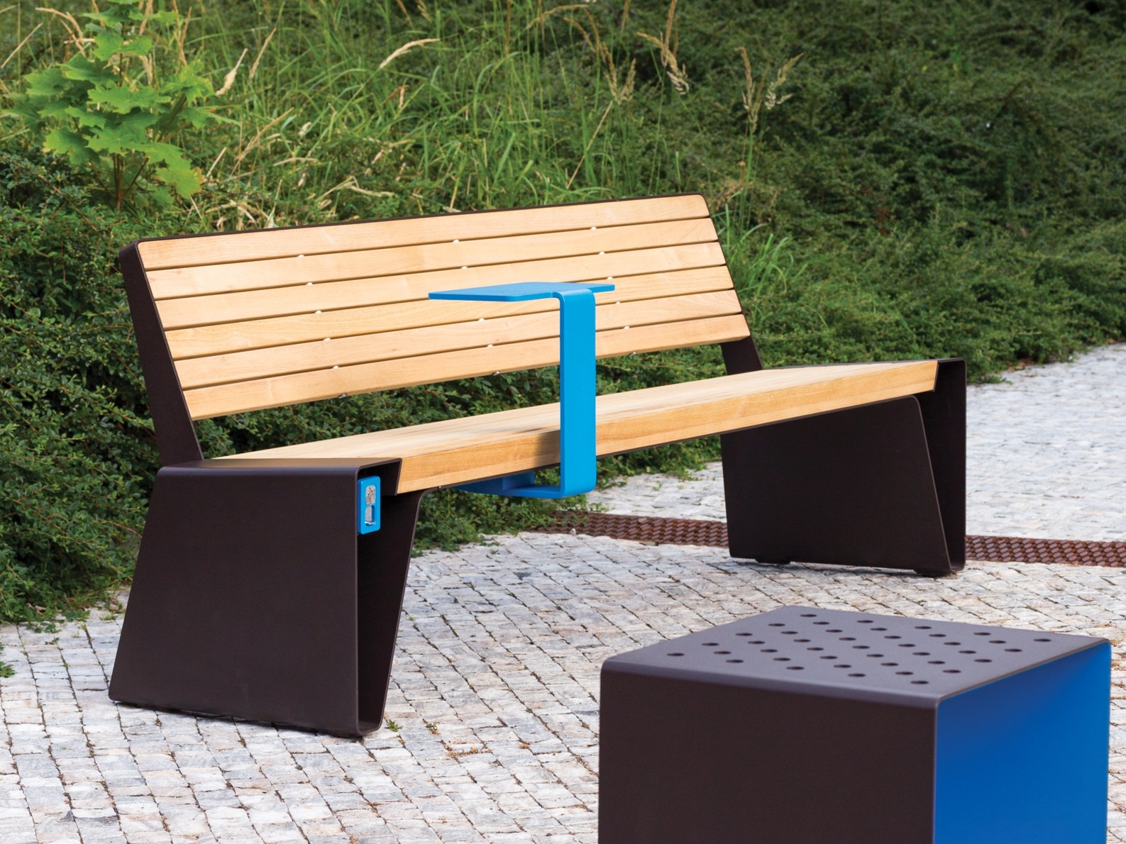 RADIUM SMART | Bench Radium Collection By mmcité1