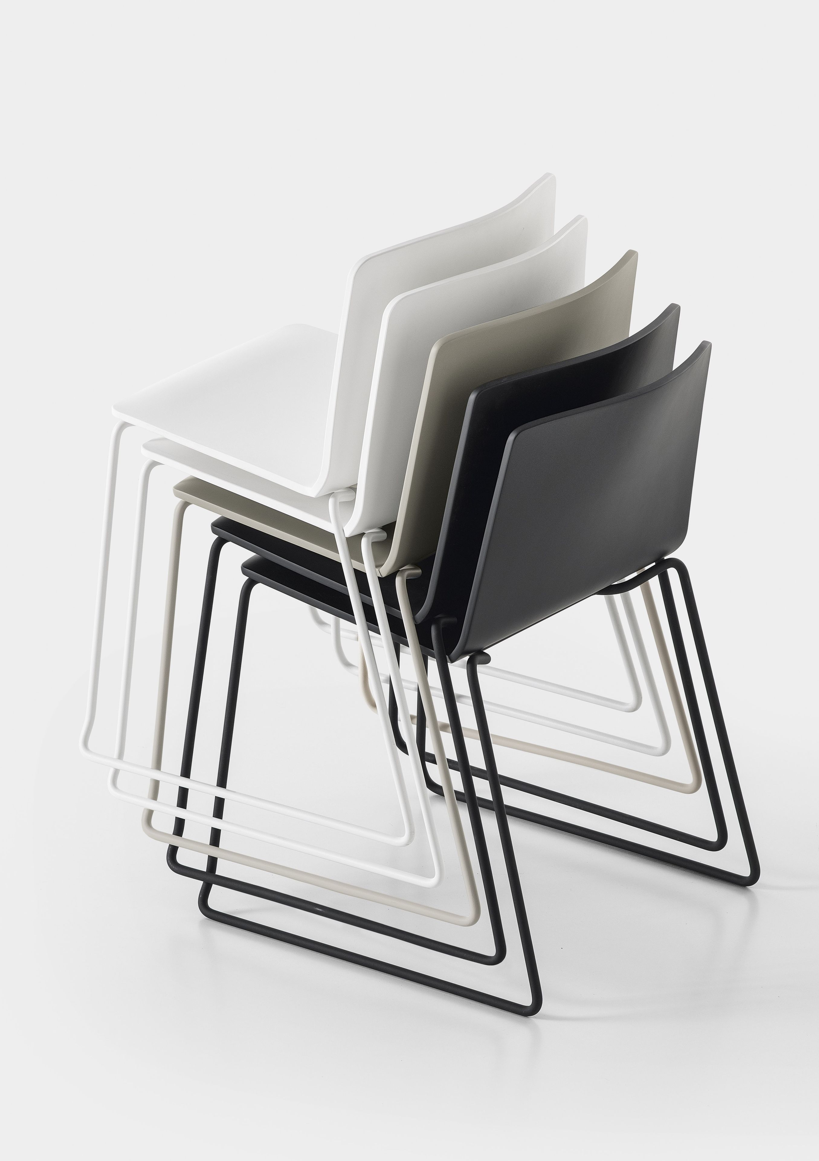 RAMA Sled base chair By Kristalia | design Ramos&Bassols