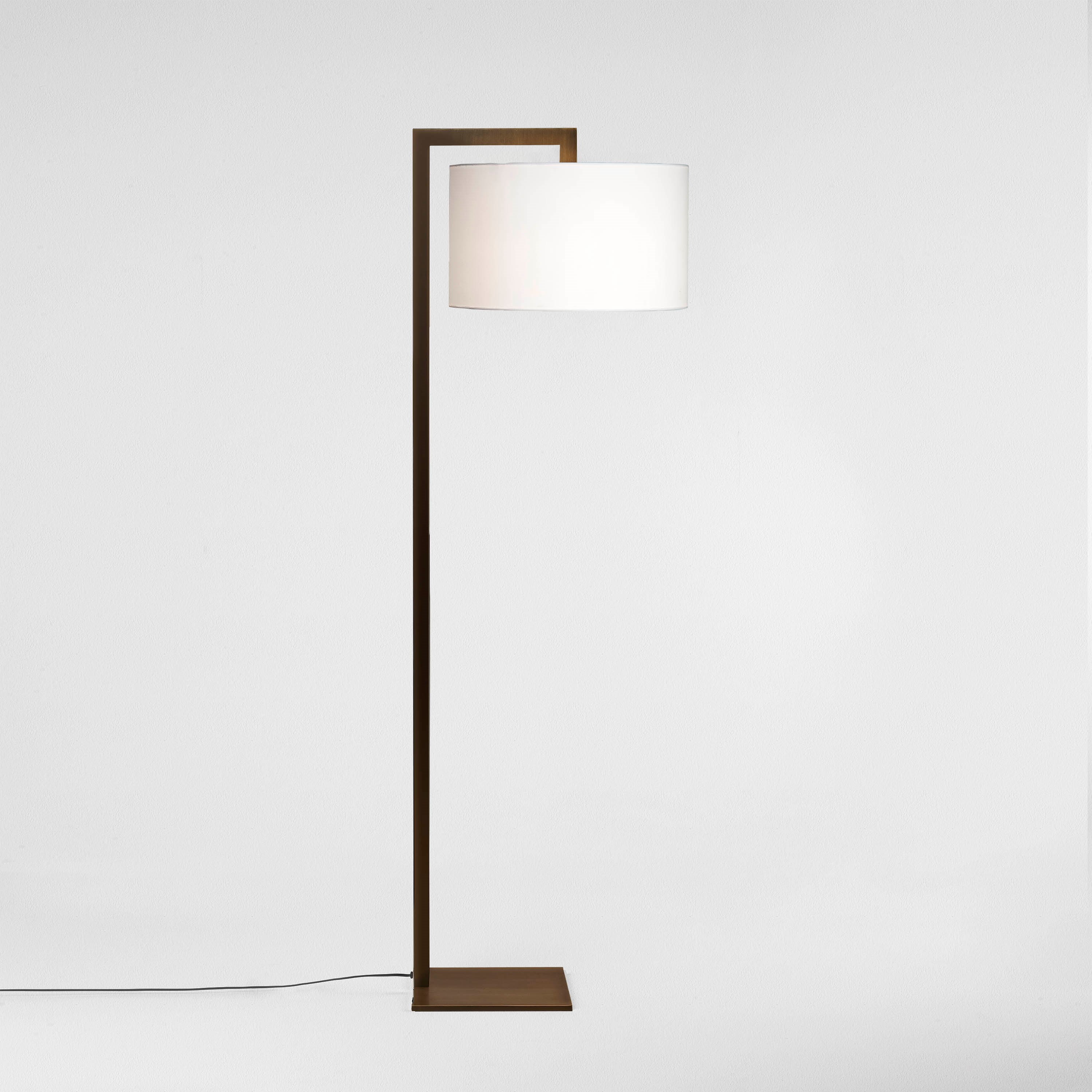 RAVELLO | 落地灯 By Astro Lighting
