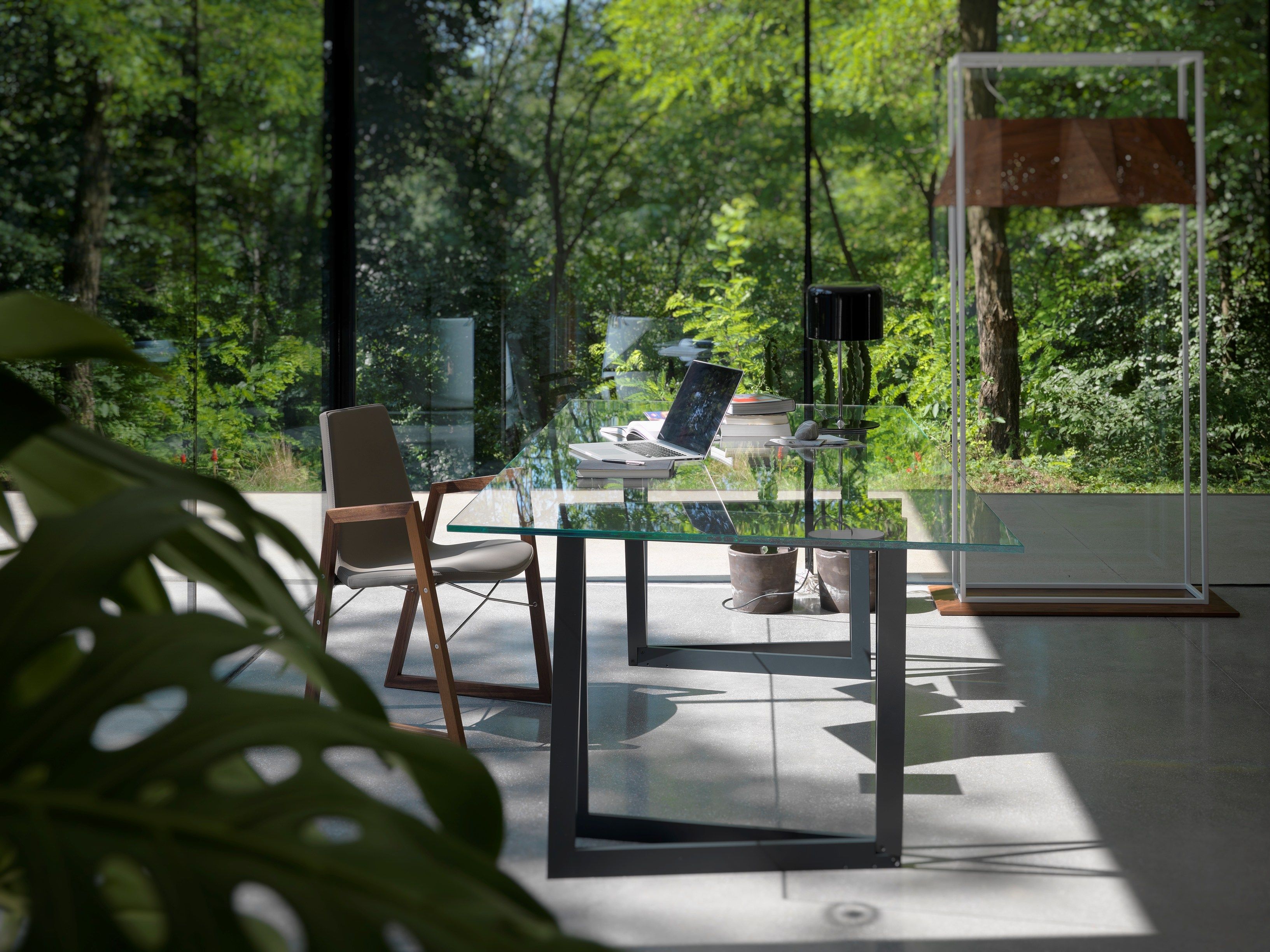 RAY | Chair with armrests By Casamania & Horm design Orlandini Design