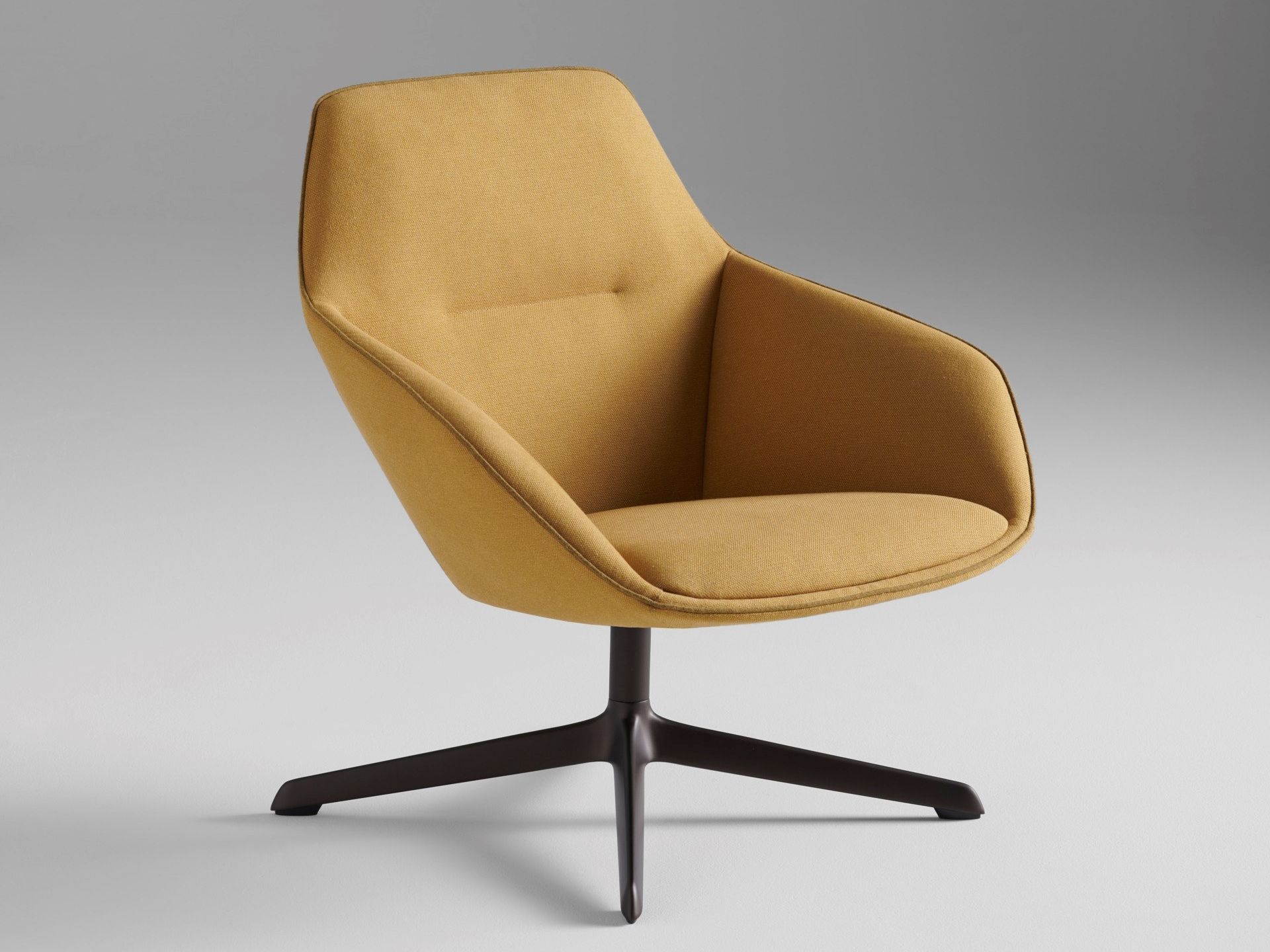 RAY SOFT | Easy chair with 4-spoke base By Brunner design Jehs+Laub