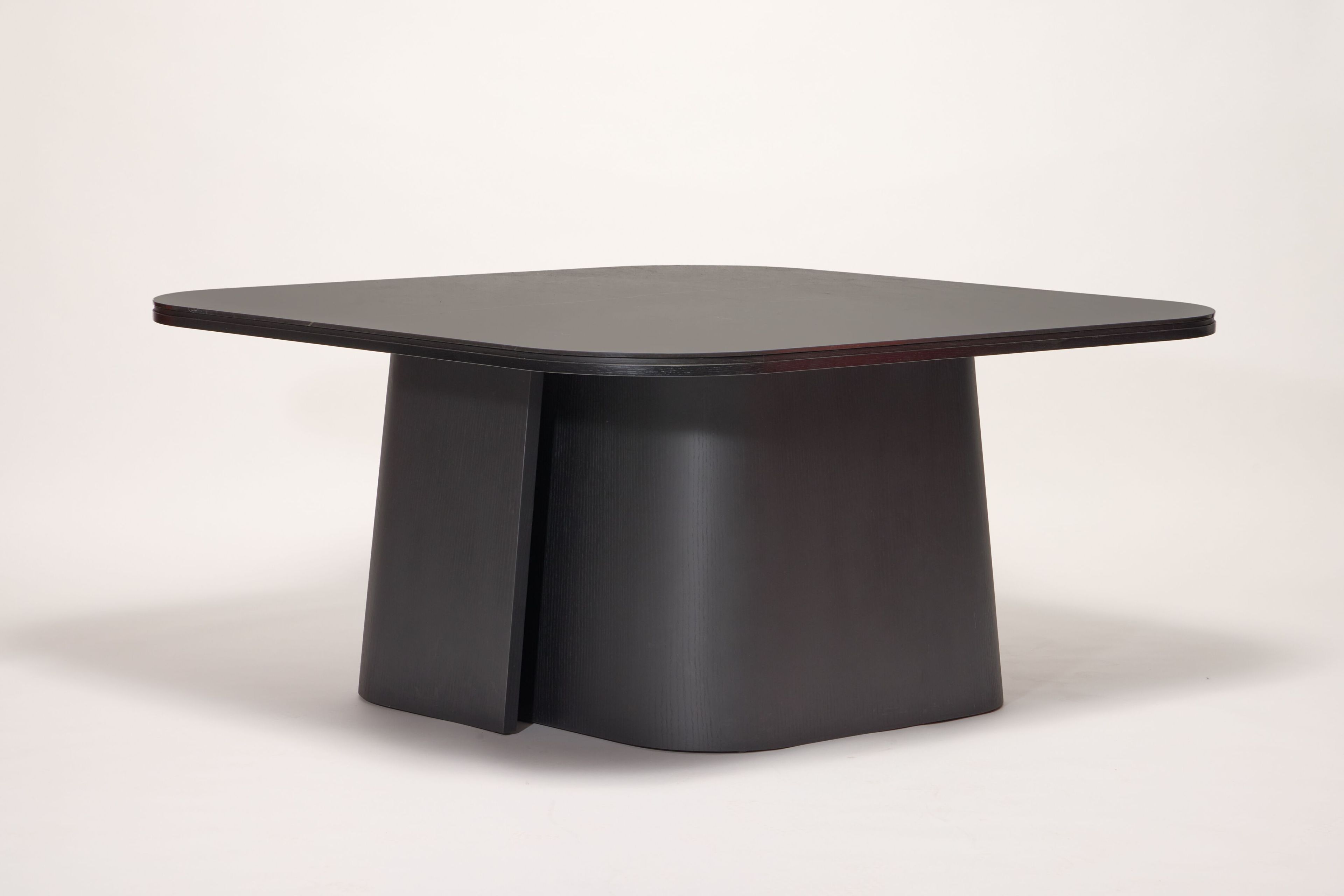 OOMA Table By REDA AMALOU DESIGN | design Reda Amalou