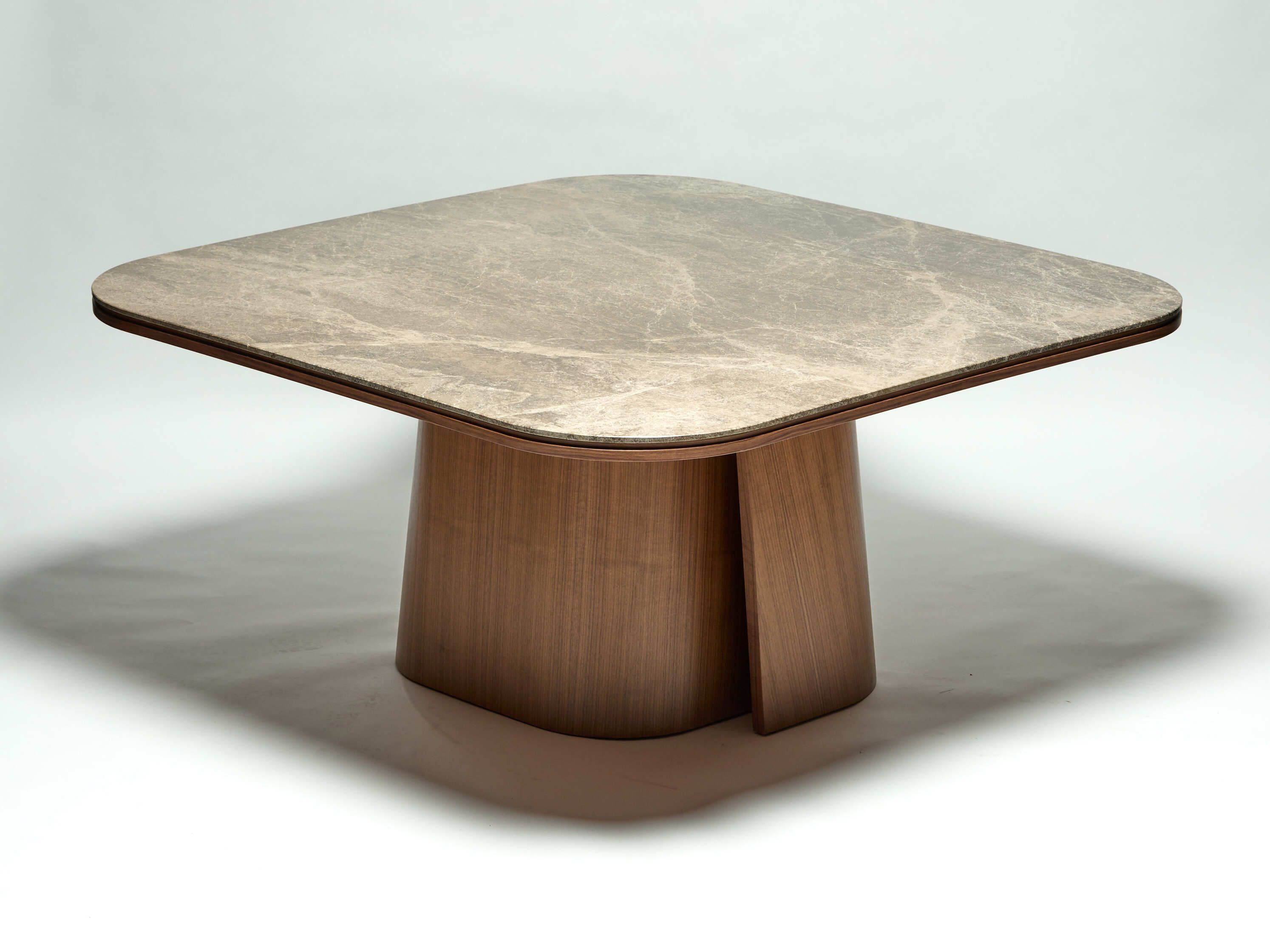 OOMA Table By REDA AMALOU DESIGN | design Reda Amalou