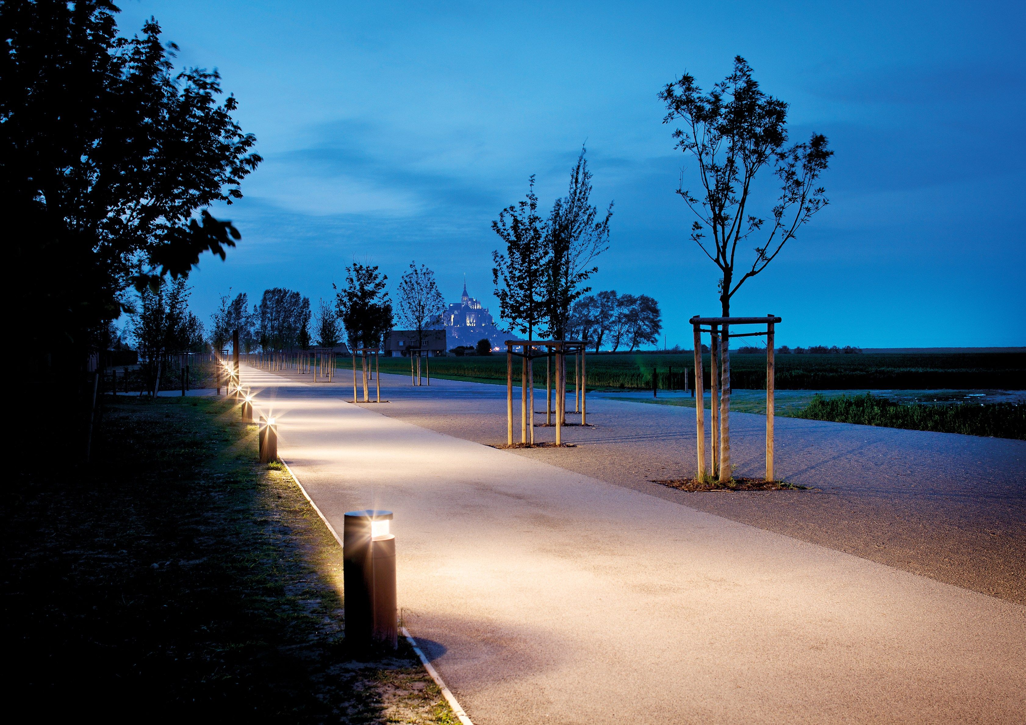 Paletto e minipaletto a led e sorgenti tradizionali REEF By SIMES