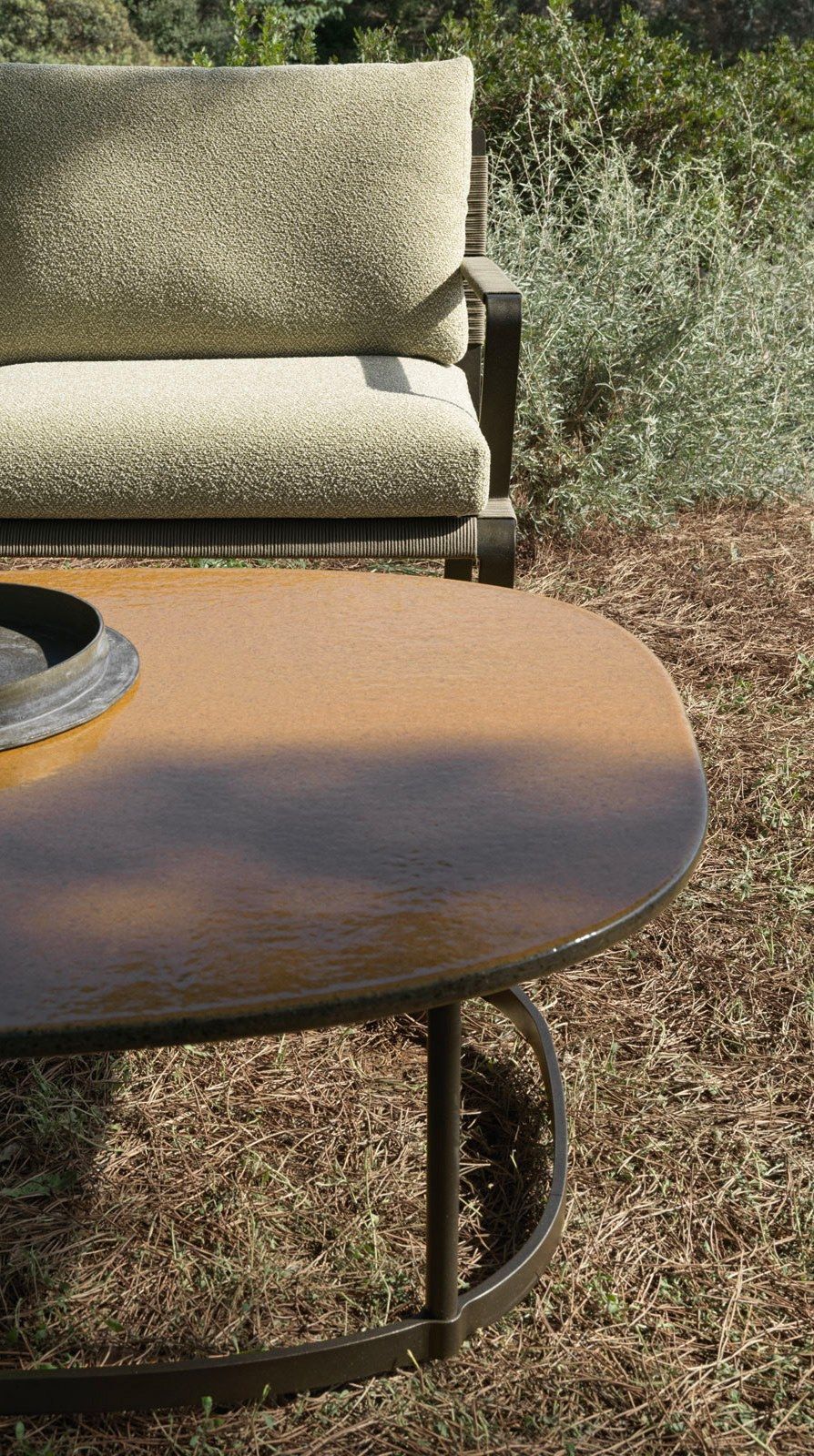 REGENT Garden side table By Molteni & C. | design Vincent Van Duysen