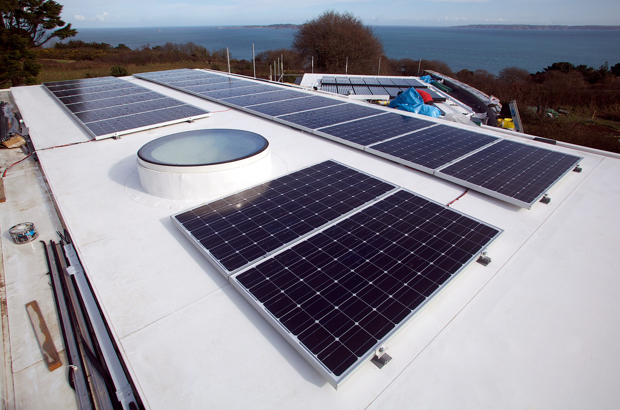 RENOLIT ALKORPLAN Bright Prefabricated polymer membrane By RENOLIT ...